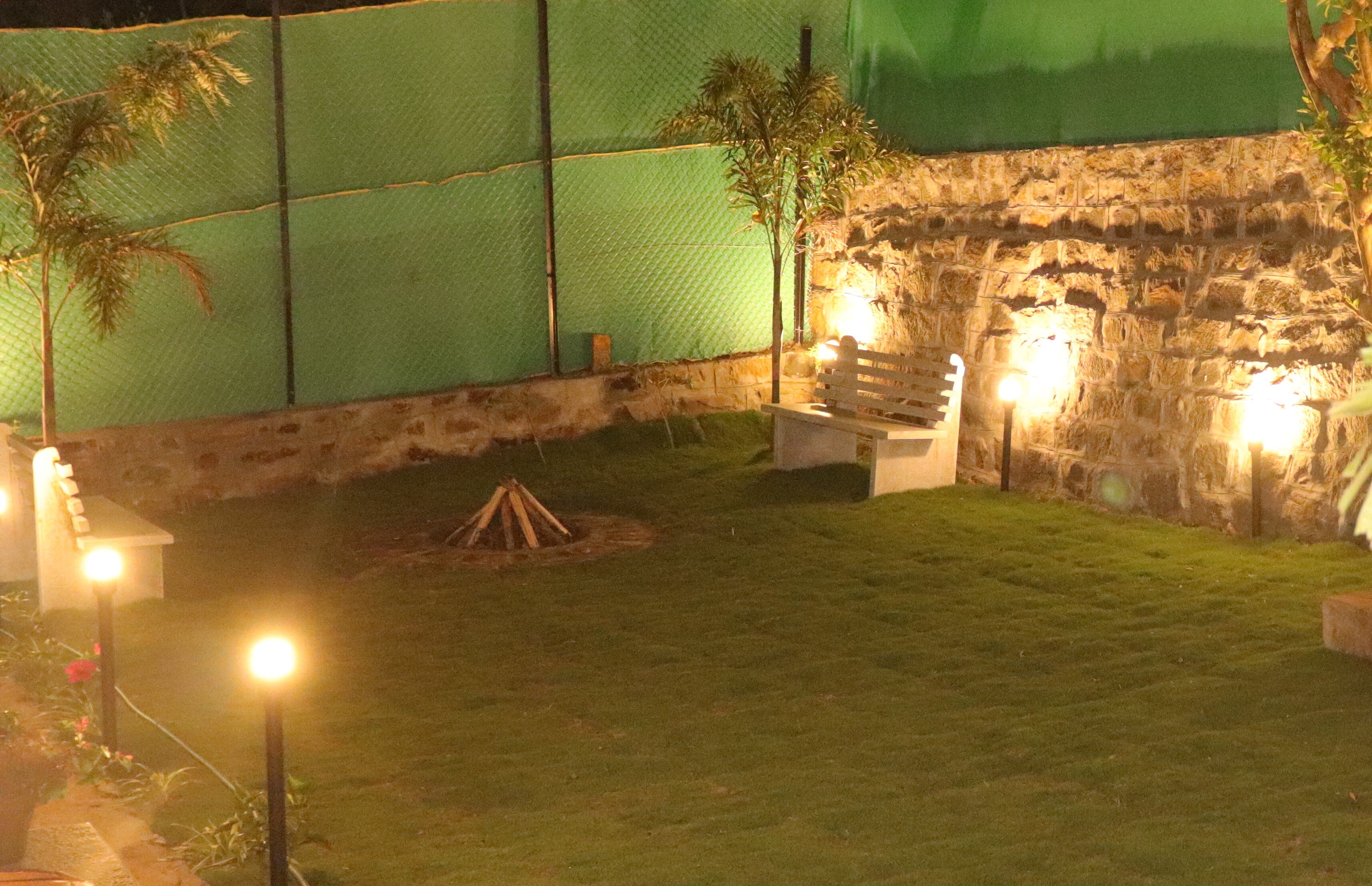 Amenities of Pine villa garden