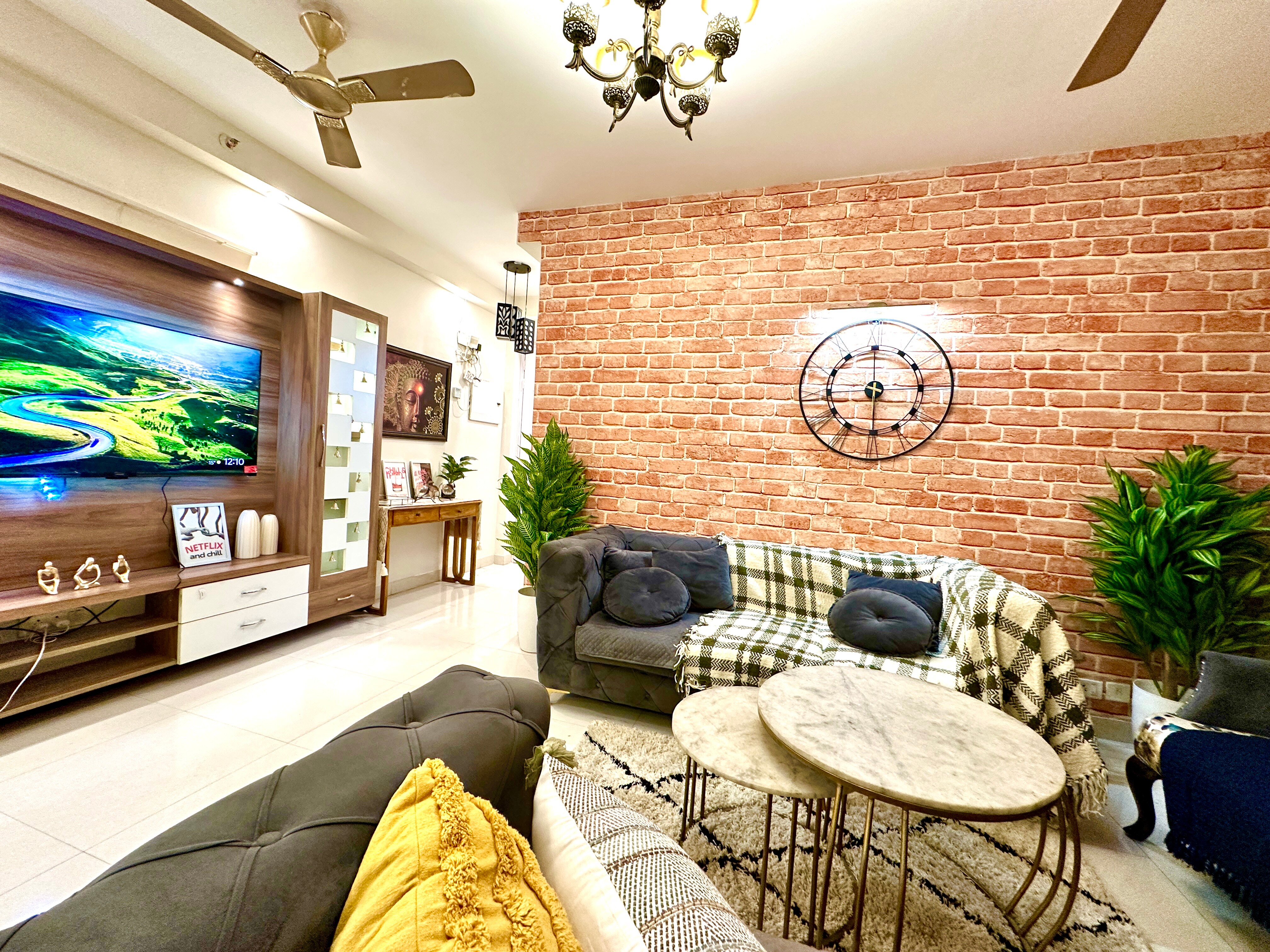 The Moonleaf Stays A Boho 3BHK Escape with Kitchen 𝗕𝗢𝗢𝗞 Noida Homestay