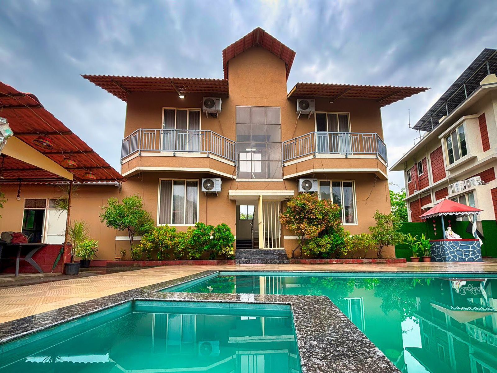 Seasons The 4BHK Villa 𝗕𝗢𝗢𝗞 Alibaug Villa