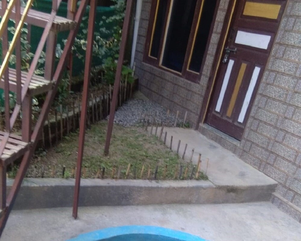 Lalit Homestay 𝗕𝗢𝗢𝗞 Shaur Homestay