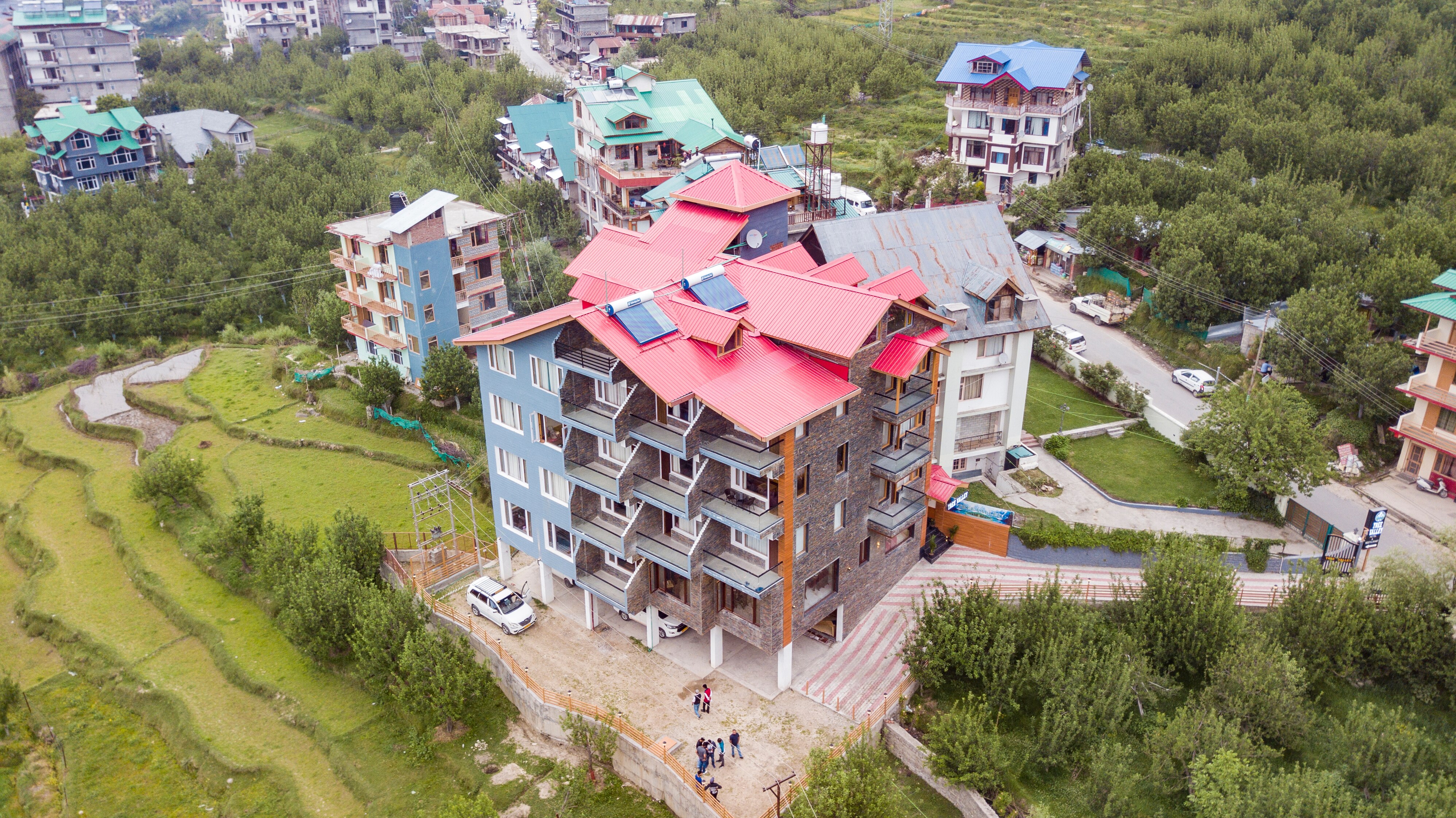 Tree Valley By Terraa Hotels (Centrally Air Conditioned) Manali ...