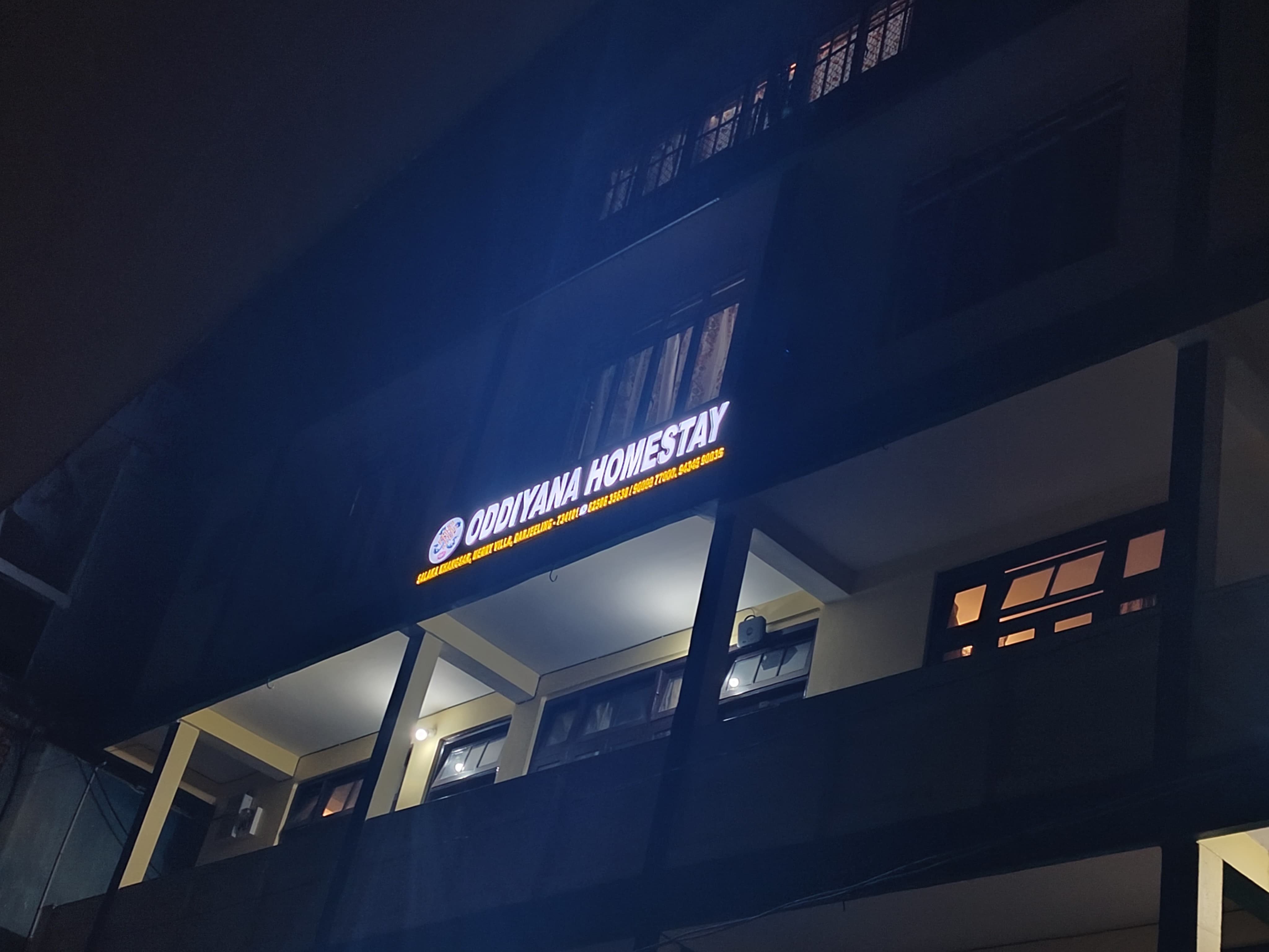 ODDIYANA HOMESTAY 𝗕𝗢𝗢𝗞 Darjeeling Homestay