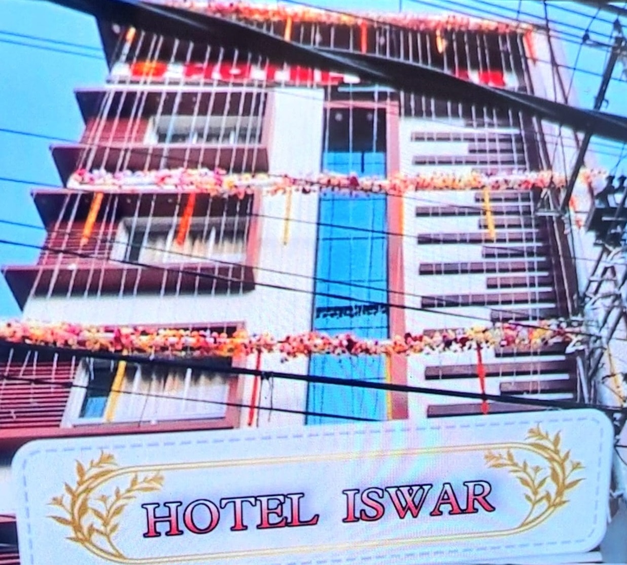 Hotel Iswar 𝗕𝗢𝗢𝗞 Silchar Hotel