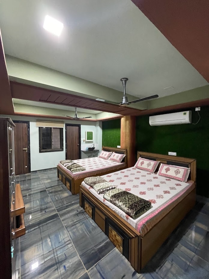 Shree Krishna miracle haveli Homestay Rajpipla - Reviews, Photos & Offer