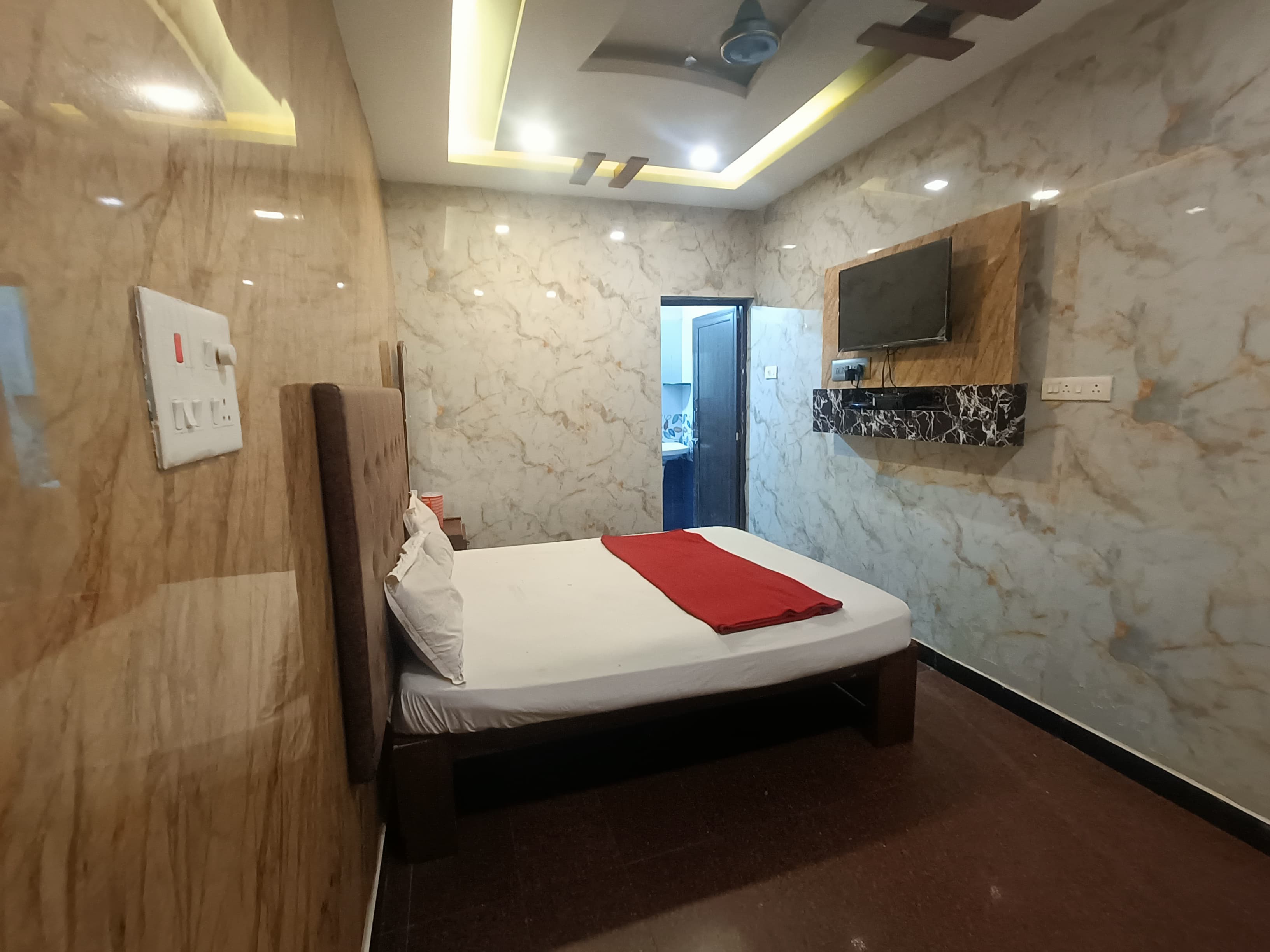 CHINNASAMY RESIDENCY 𝗕𝗢𝗢𝗞 Rameshwaram Hotel