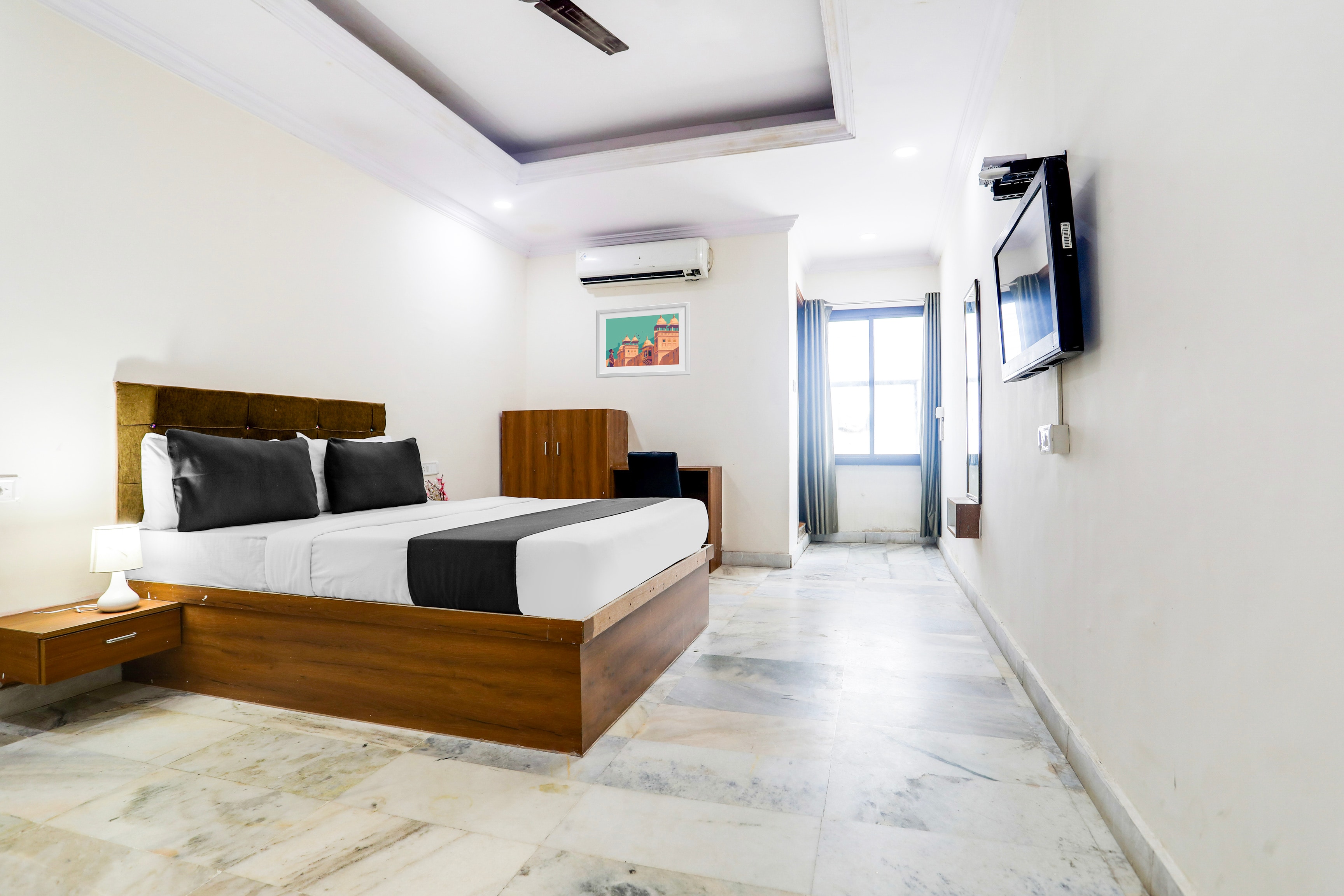 Hotel O VENUS INN 𝗕𝗢𝗢𝗞 Hyderabad Hotel
