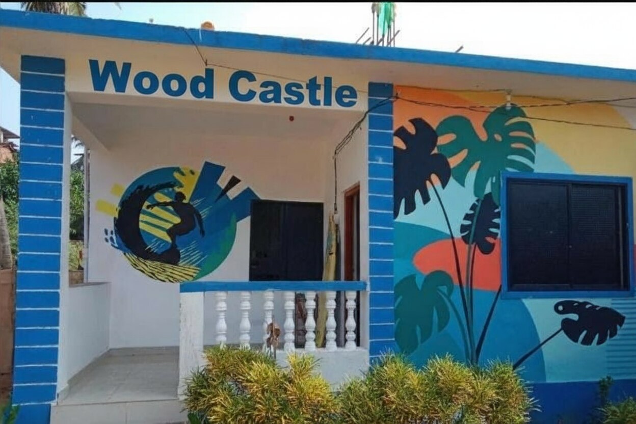 Rooms of Wood Castle - Hotel in Goa