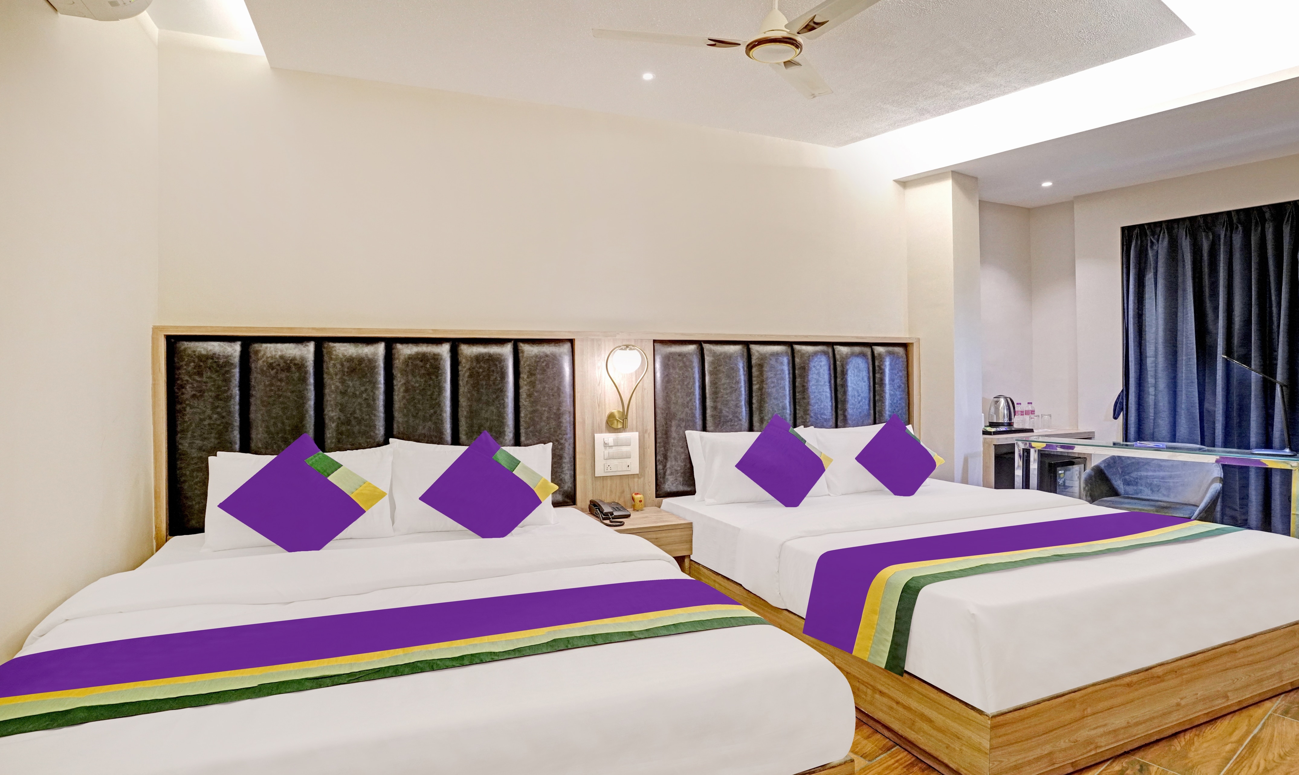 Treebo Premium Widlor Boutique 𝗕𝗢𝗢𝗞 Mumbai Hotel