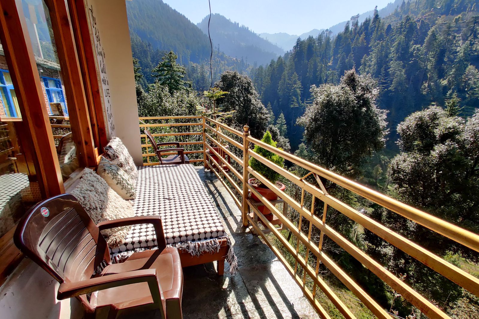 Incredible Guests House 𝗕𝗢𝗢𝗞 Jibhi Homestay