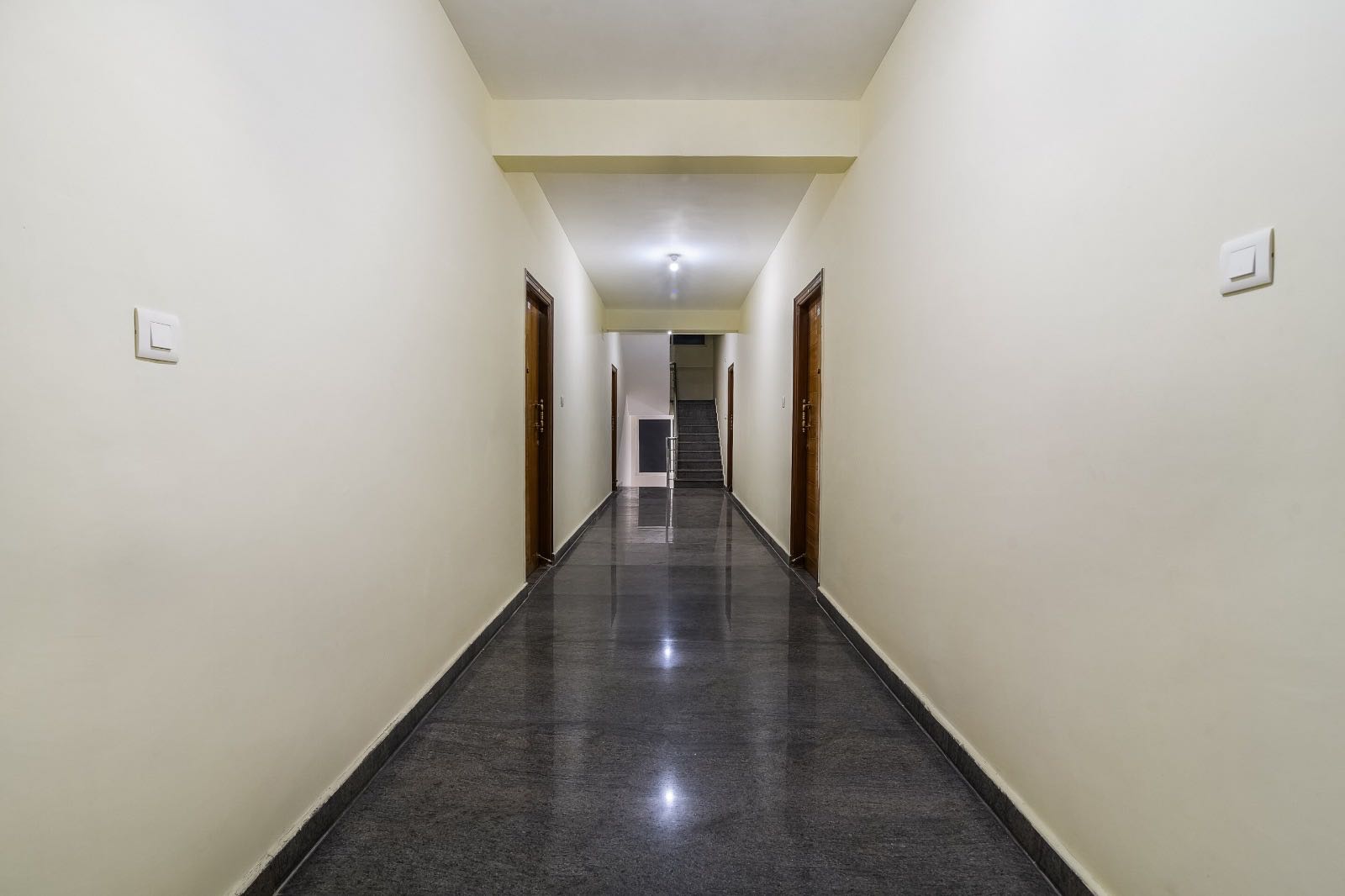 Flagship OYO Hotel Lakshmi Pride 𝗕𝗢𝗢𝗞 Kurnool Hotel