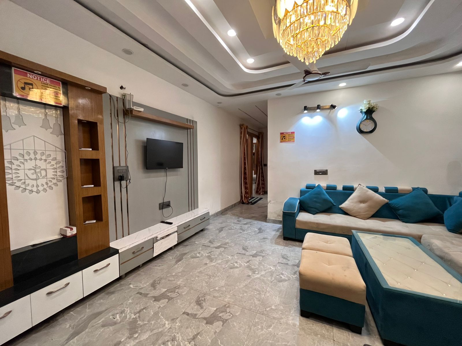 Garvik Stay Home stay Nawada 𝗕𝗢𝗢𝗞 Delhi Apartment