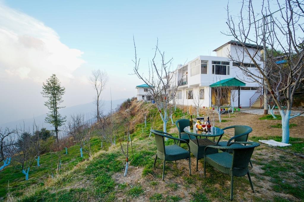 Crested View 𝗕𝗢𝗢𝗞 Kufri Homestay