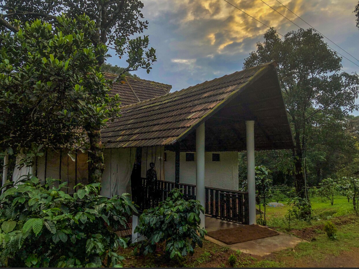 T Stop Farmhouse 𝗕𝗢𝗢𝗞 Coorg Farm House