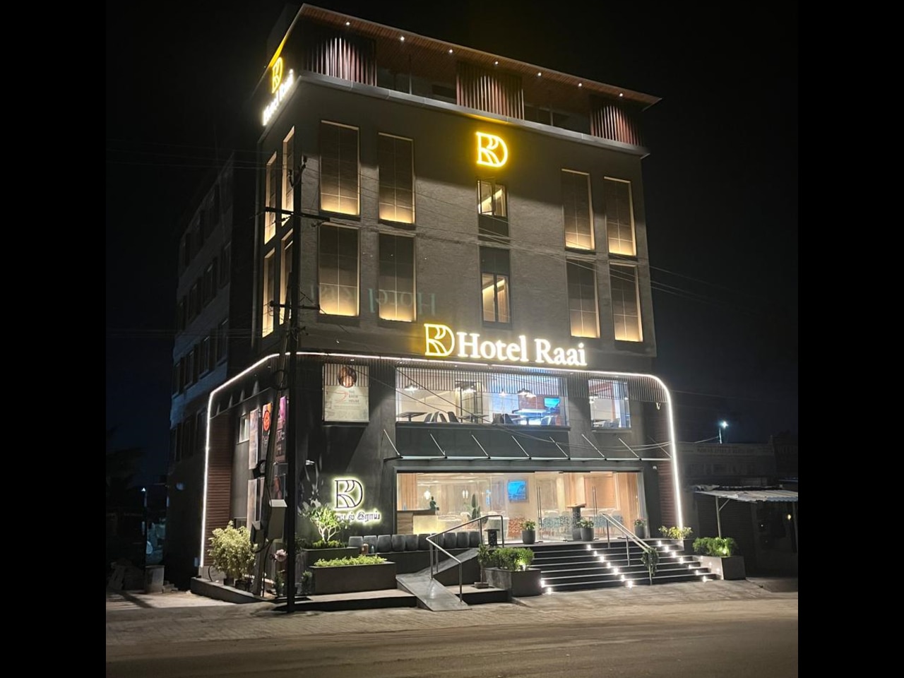 Hotel Raai Hosur 𝗕𝗢𝗢𝗞 Hosur Hotel