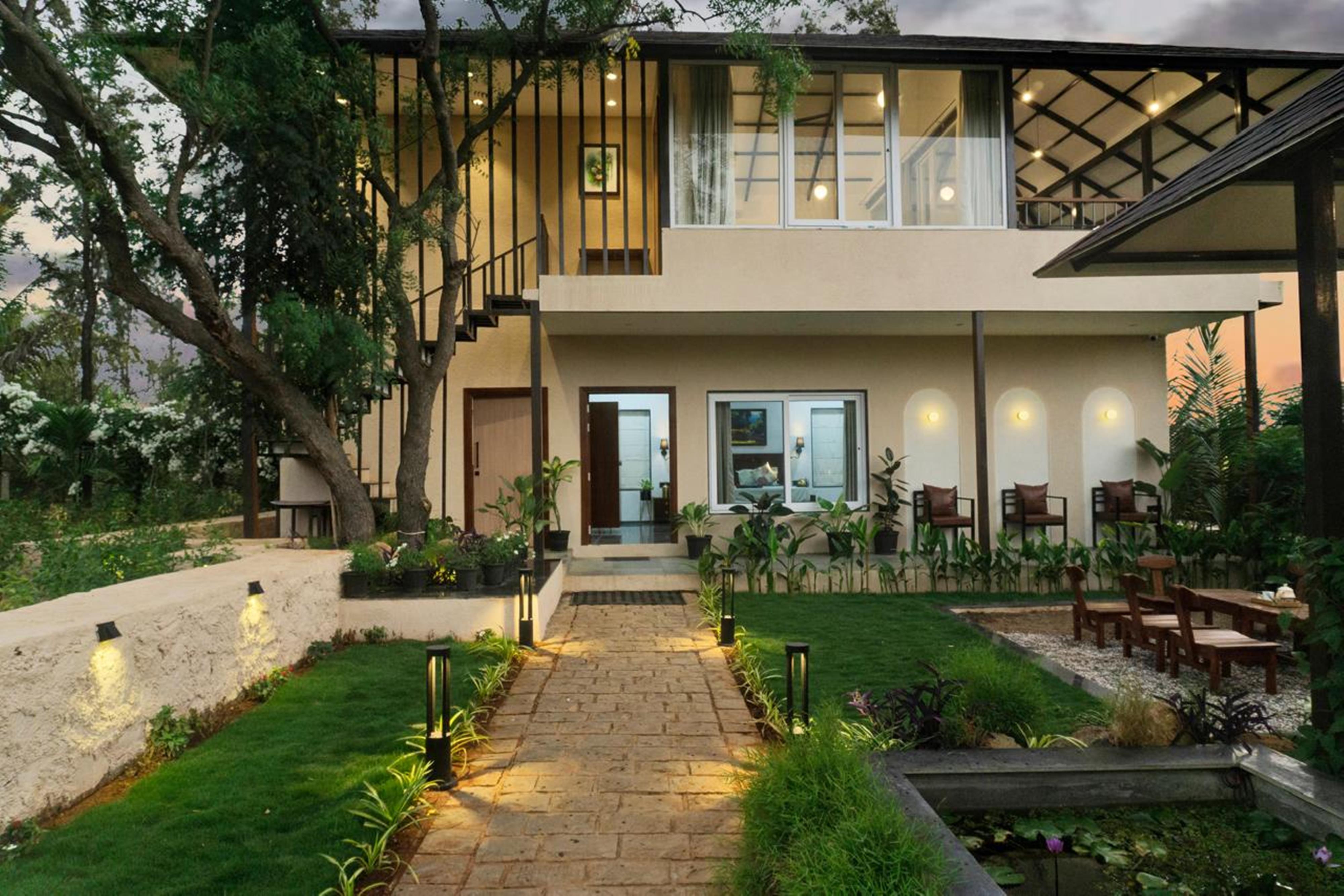 V Villa Pune 𝗕𝗢𝗢𝗞 Pune Villa