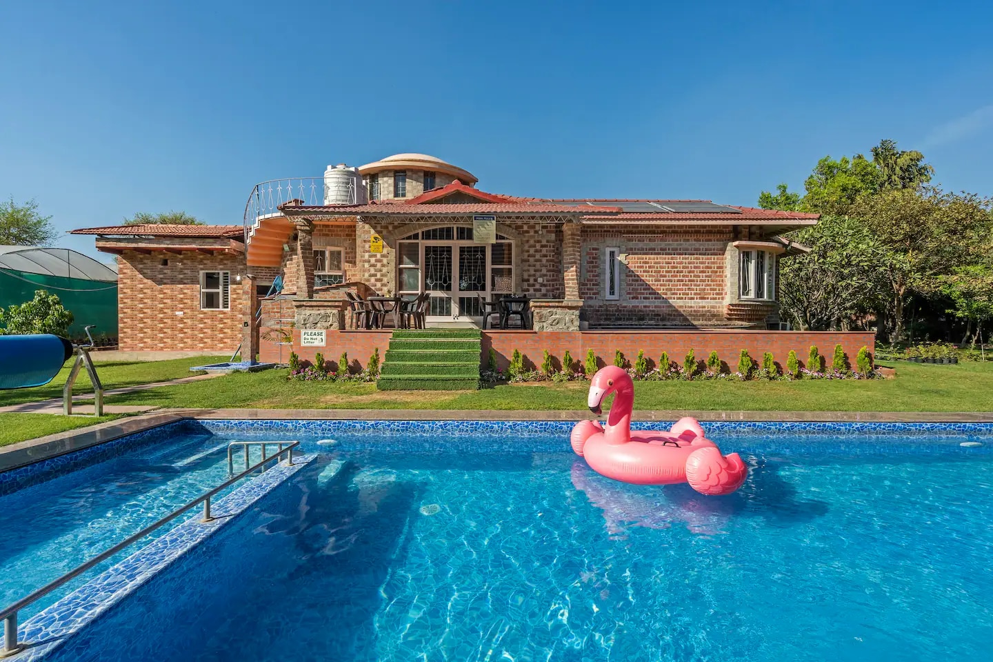 The Orchard Farm | Luxury 3BR Pet-Friendly Farmhouse with Pool 𝗕𝗢𝗢𝗞 ...