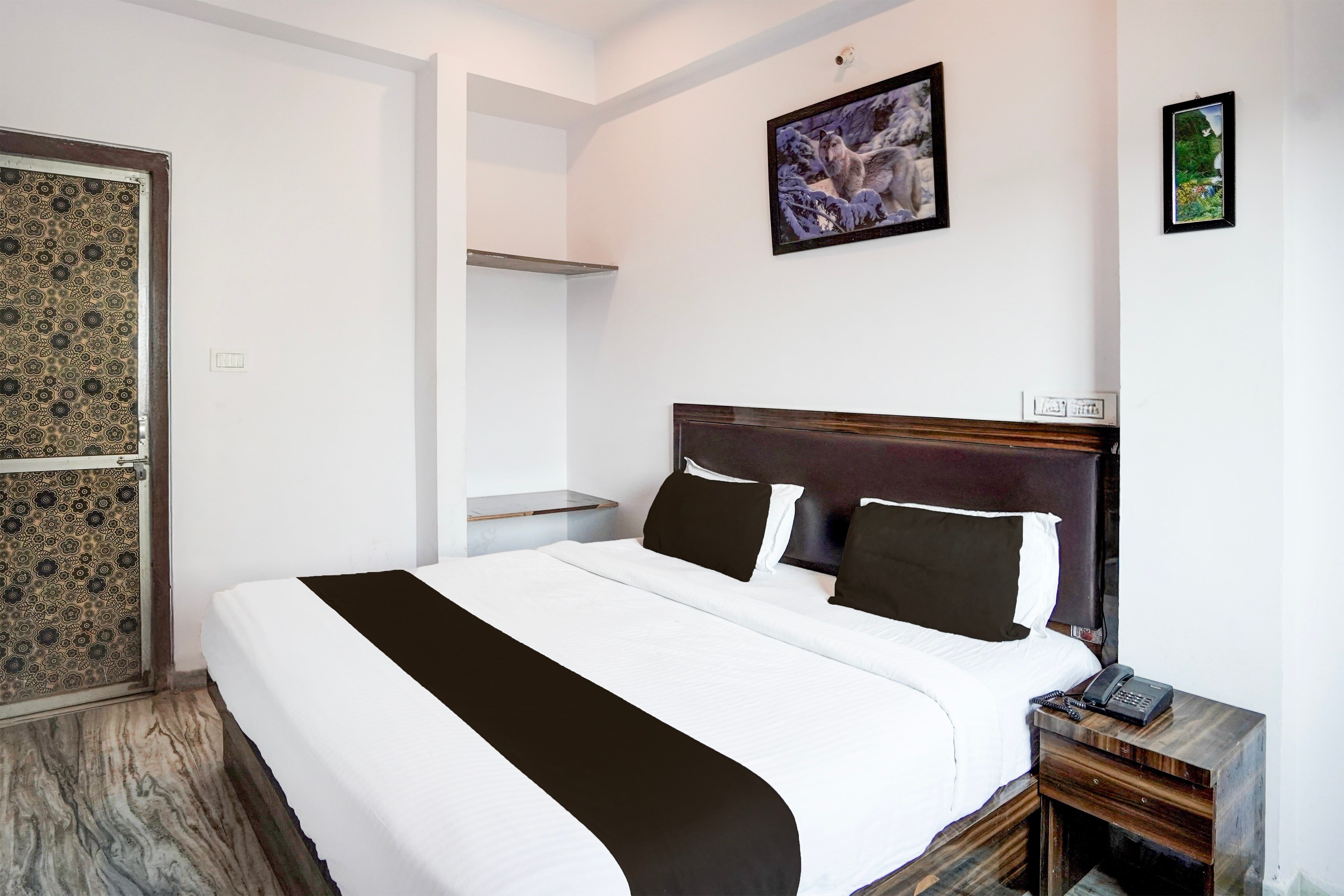 Hotel O Signature Town 𝗕𝗢𝗢𝗞 Pushkar Hotel