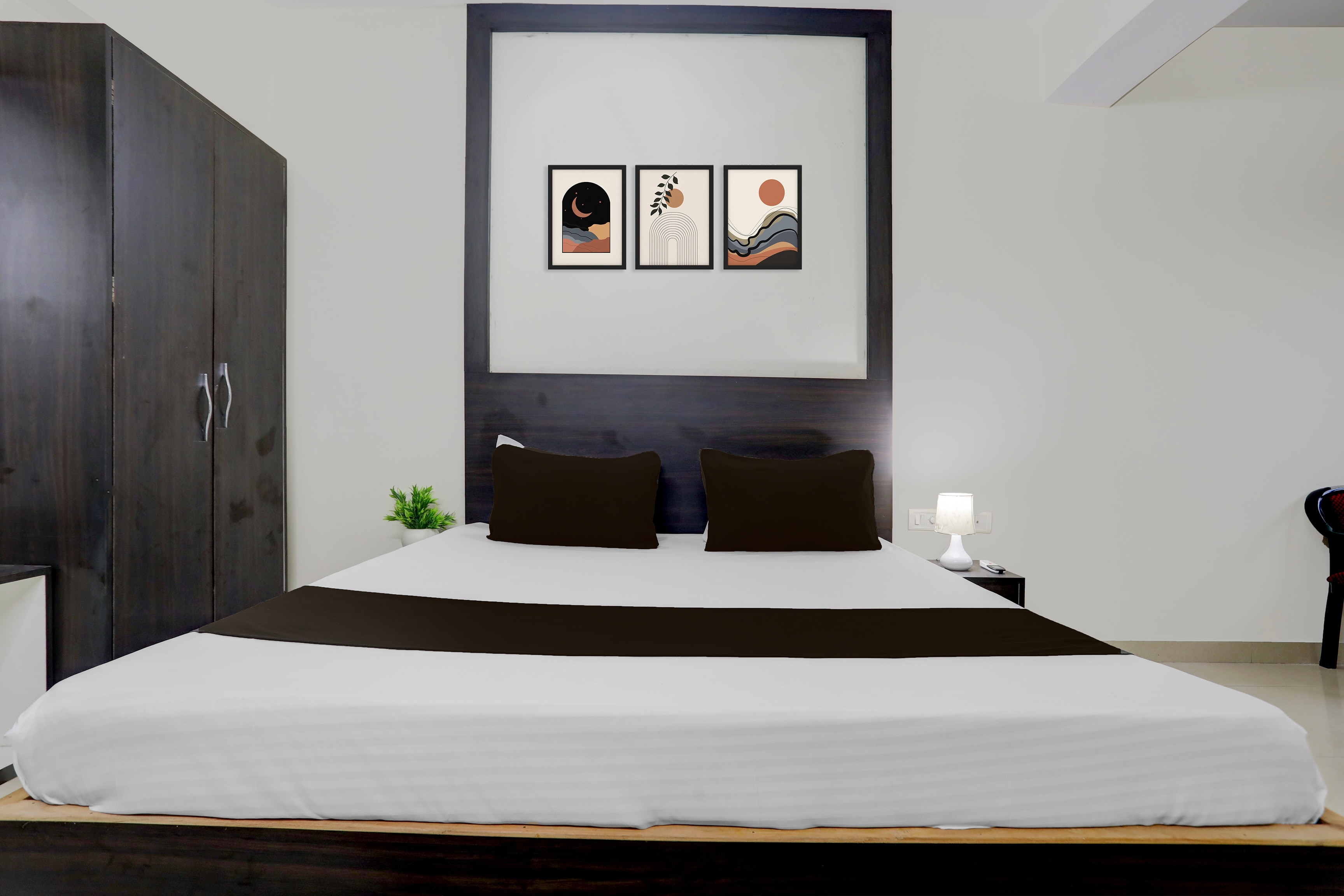 Hotel O Mahadev Palace 𝗕𝗢𝗢𝗞 Barh Hotel