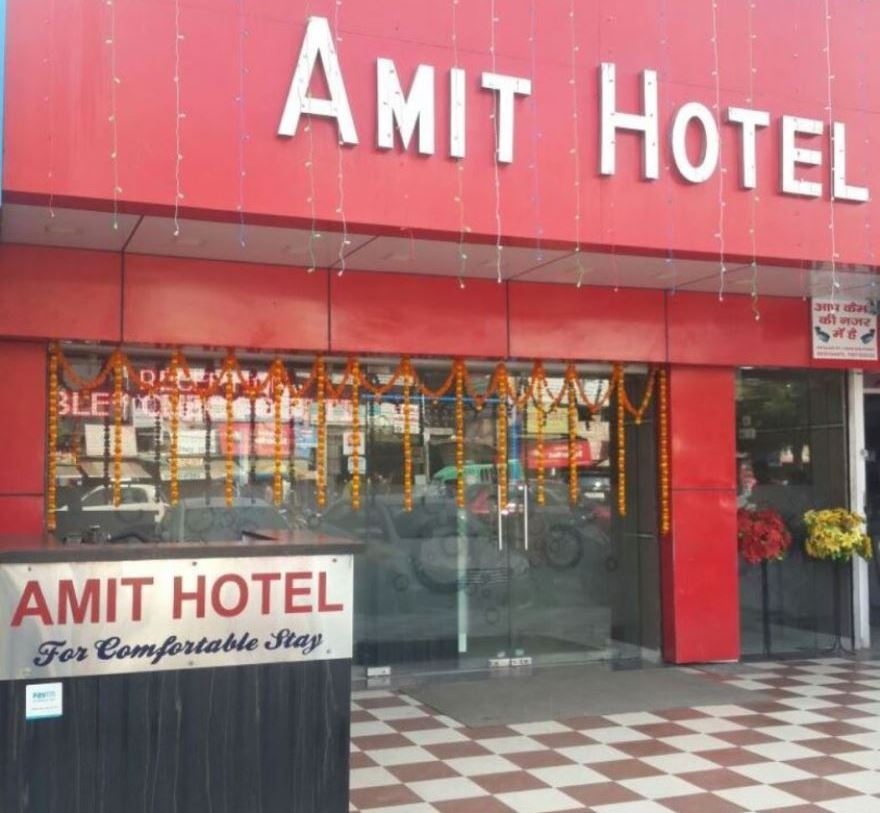 Amit Hotel 𝗕𝗢𝗢𝗞 Lucknow Hotel