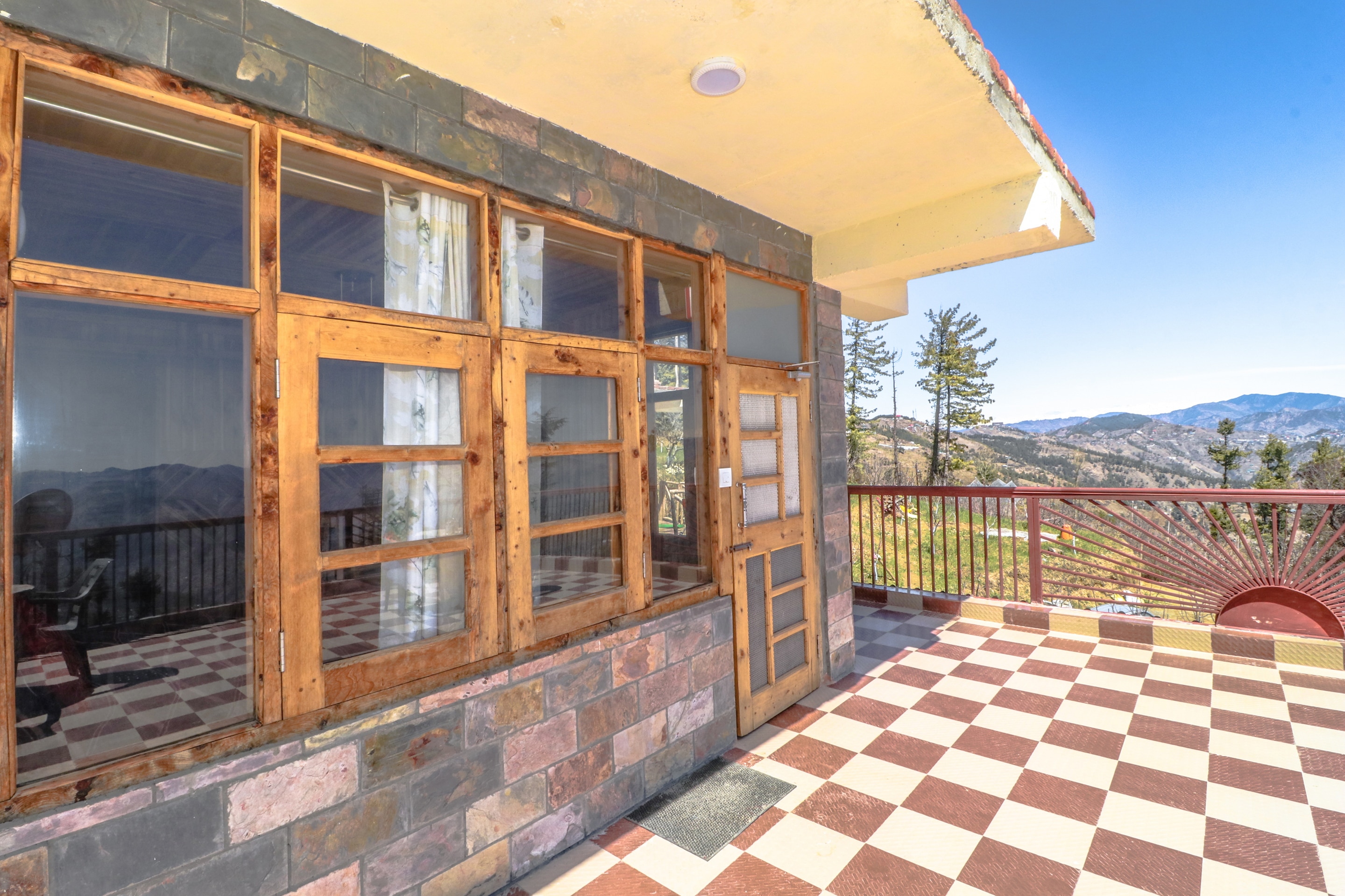 Amenities of Talai Ghar