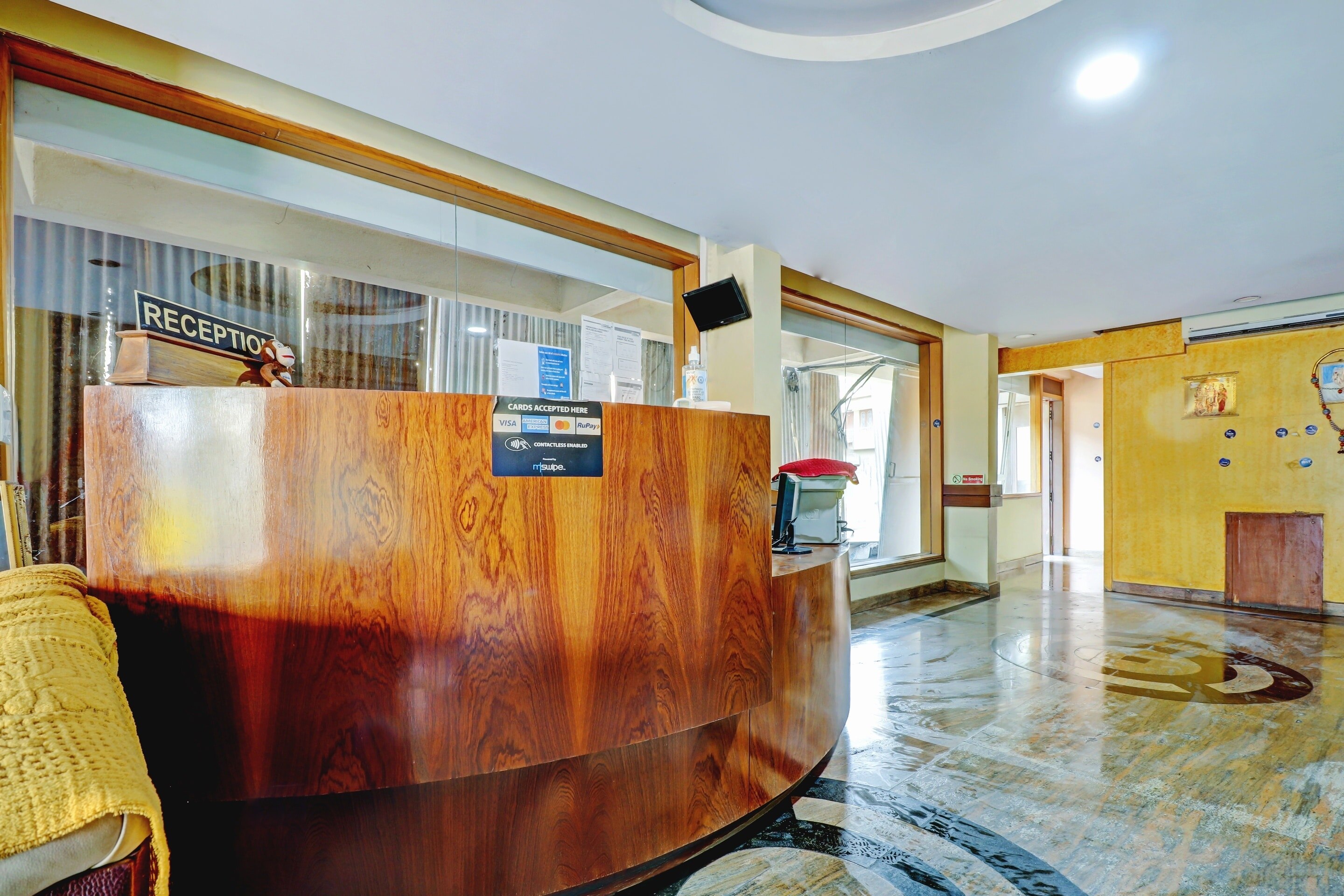 Hotel O DM Residency 𝗕𝗢𝗢𝗞 Bangalore Hotel