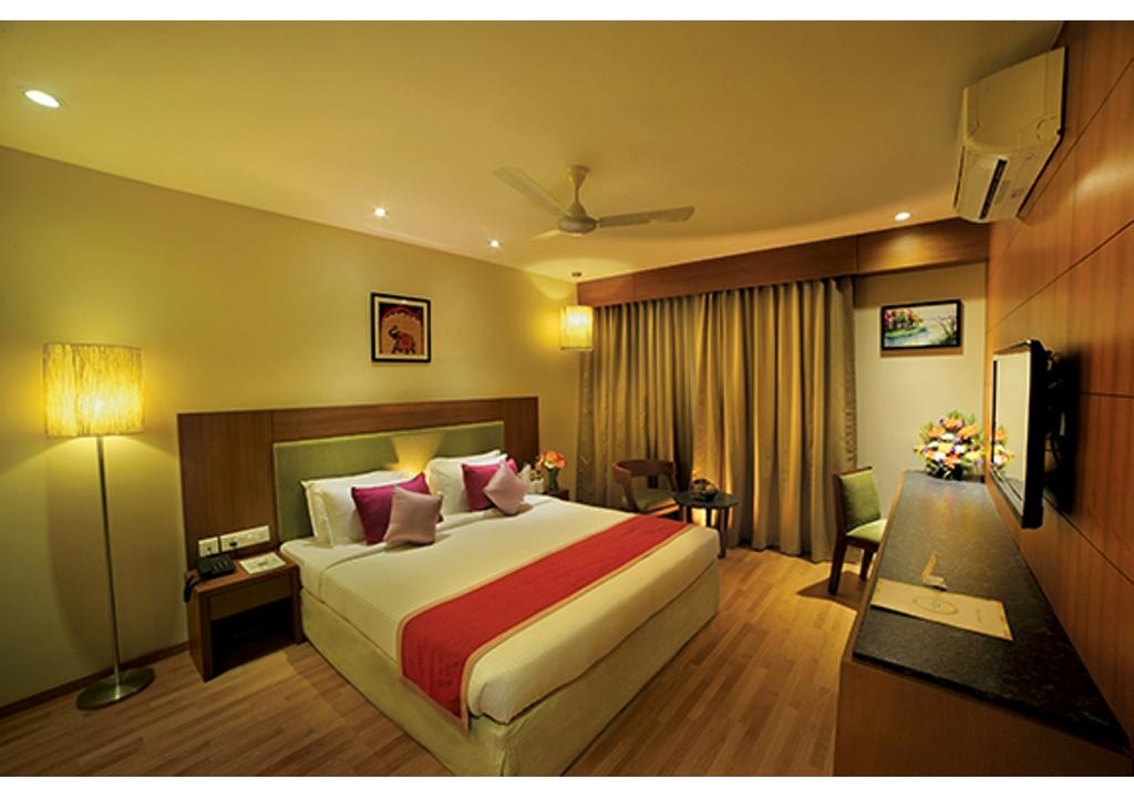 Photos of J K Park Residency Perambra - Koyilandi Hotel on Goibibo