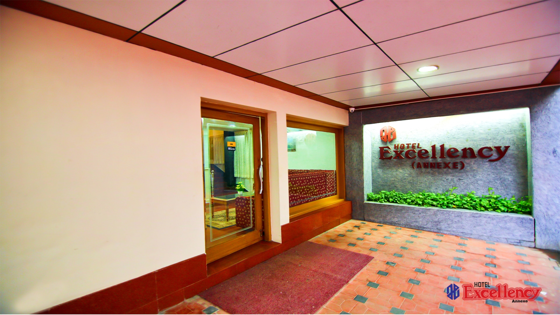 Hotel Excellency Annexe 𝗕𝗢𝗢𝗞 Cochin Hotel