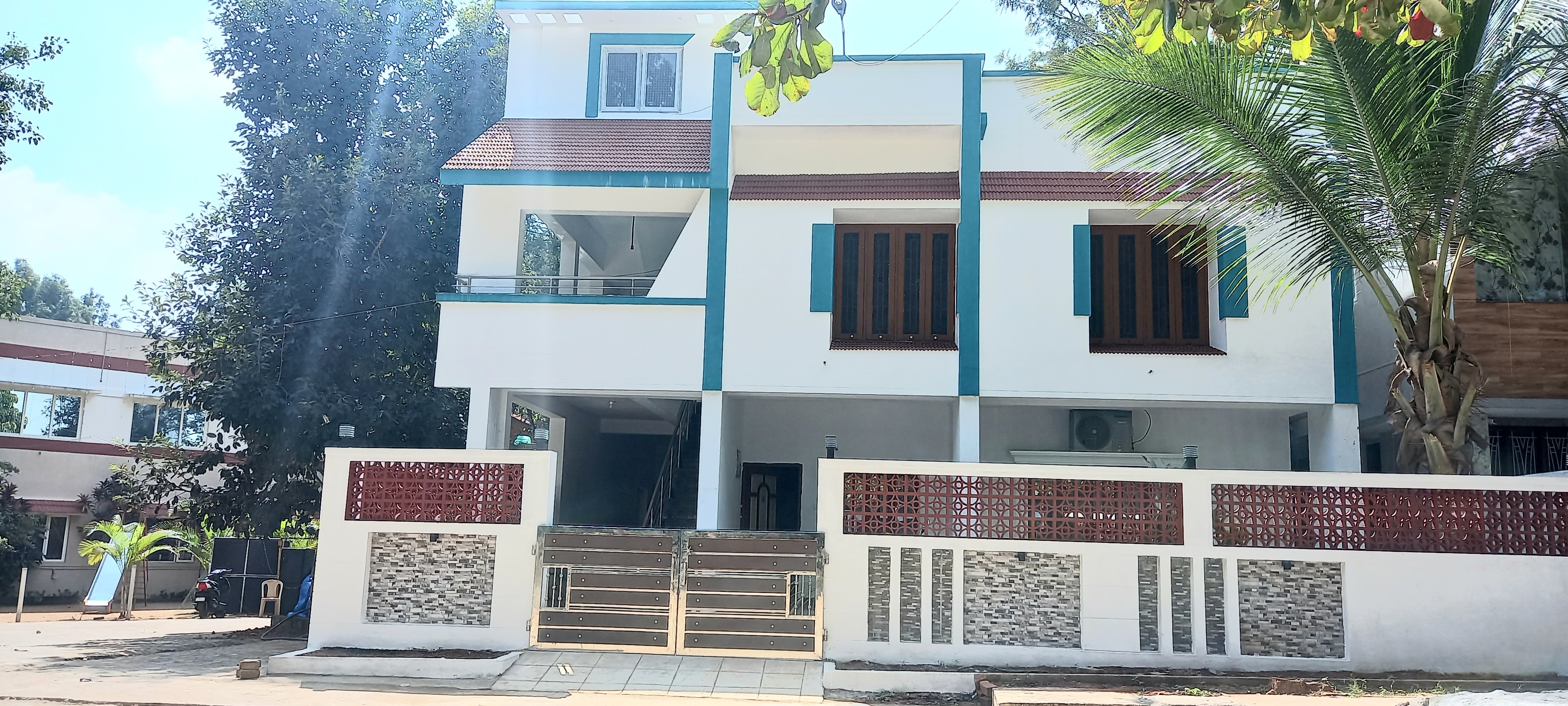 Rooms of Aara Home Stay - Homestay in Yelagiri
