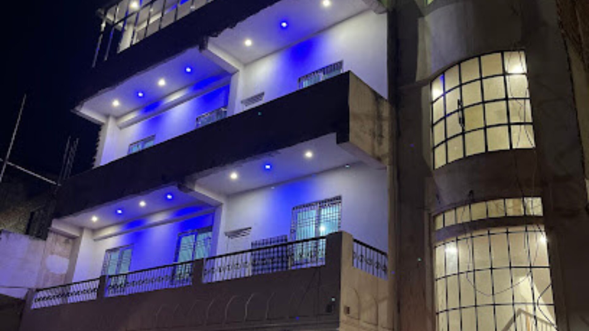 Rooms of jay durga guest house - Guest House in Varanasi