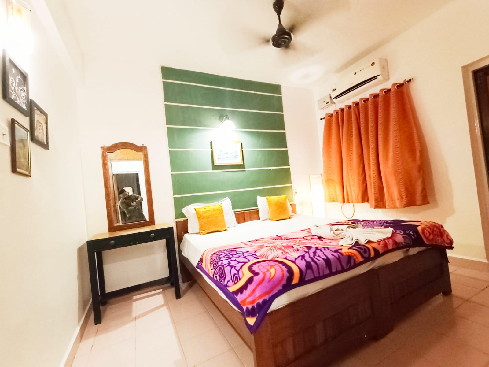 Lilly pot Goa apartments 𝗕𝗢𝗢𝗞 Goa Apartment