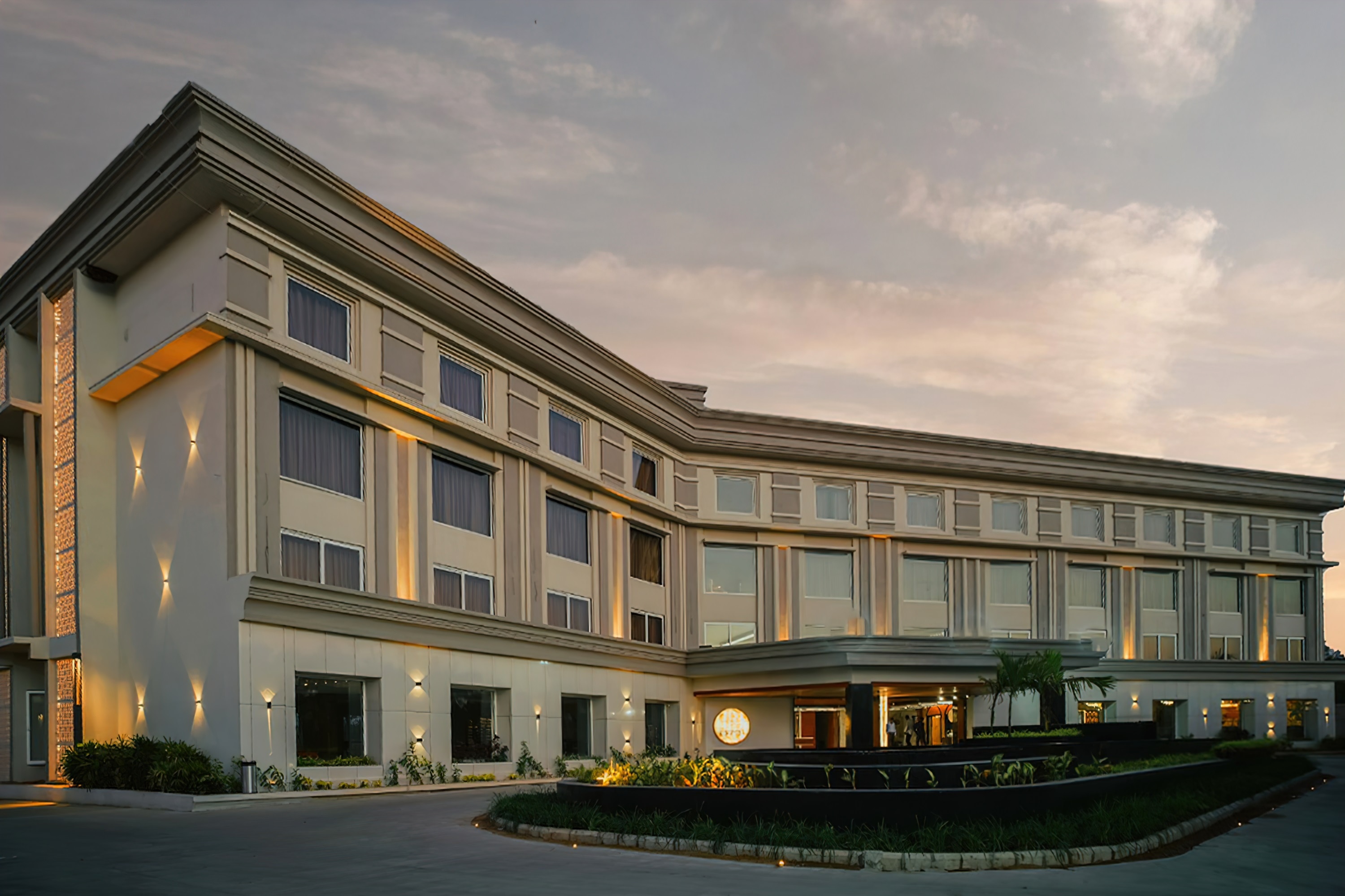 Hotel Banmali Palace Kantabanji - Reviews, Photos & Offer