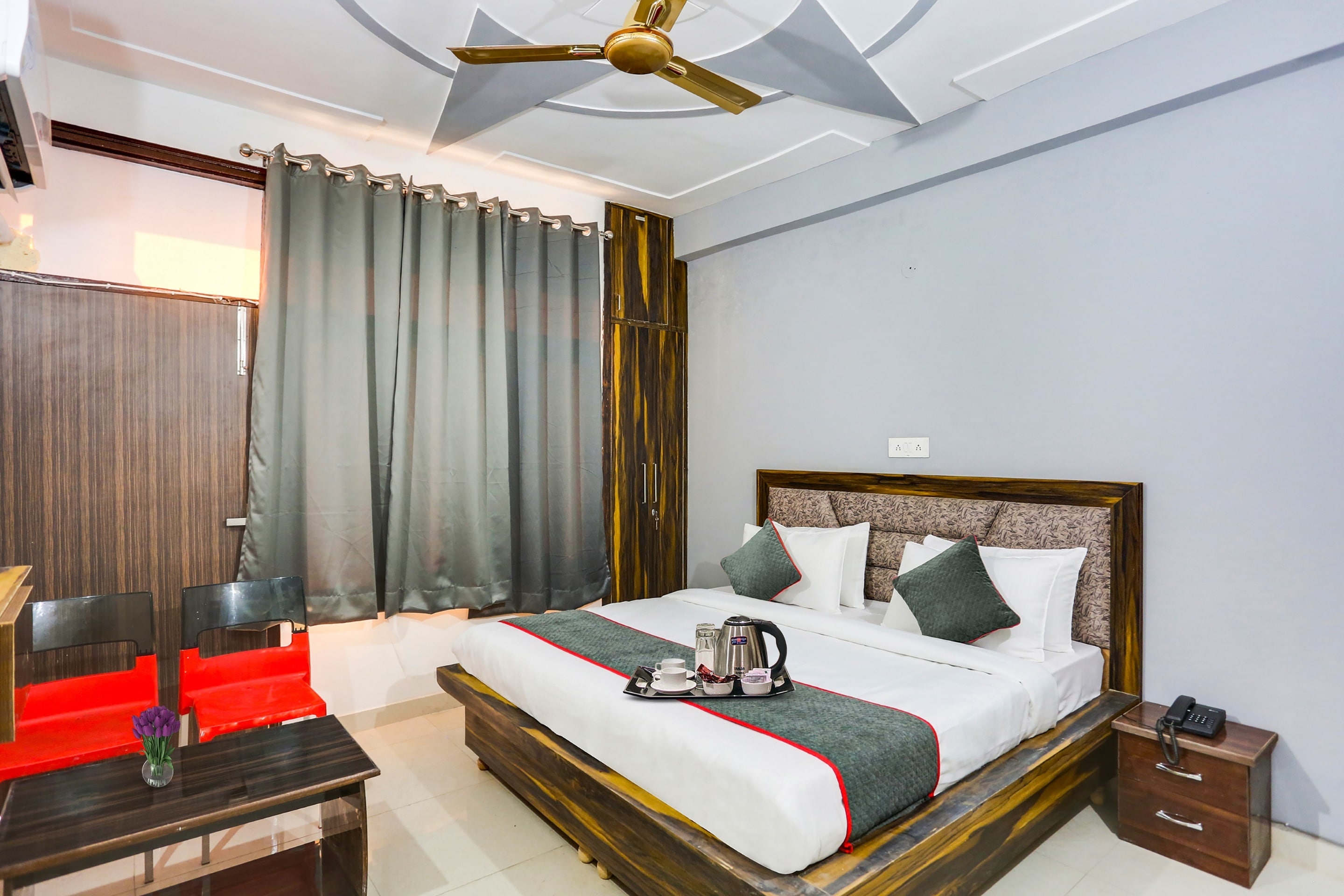 Collection O Noida City formerly The Hamlet 𝗕𝗢𝗢𝗞 Noida