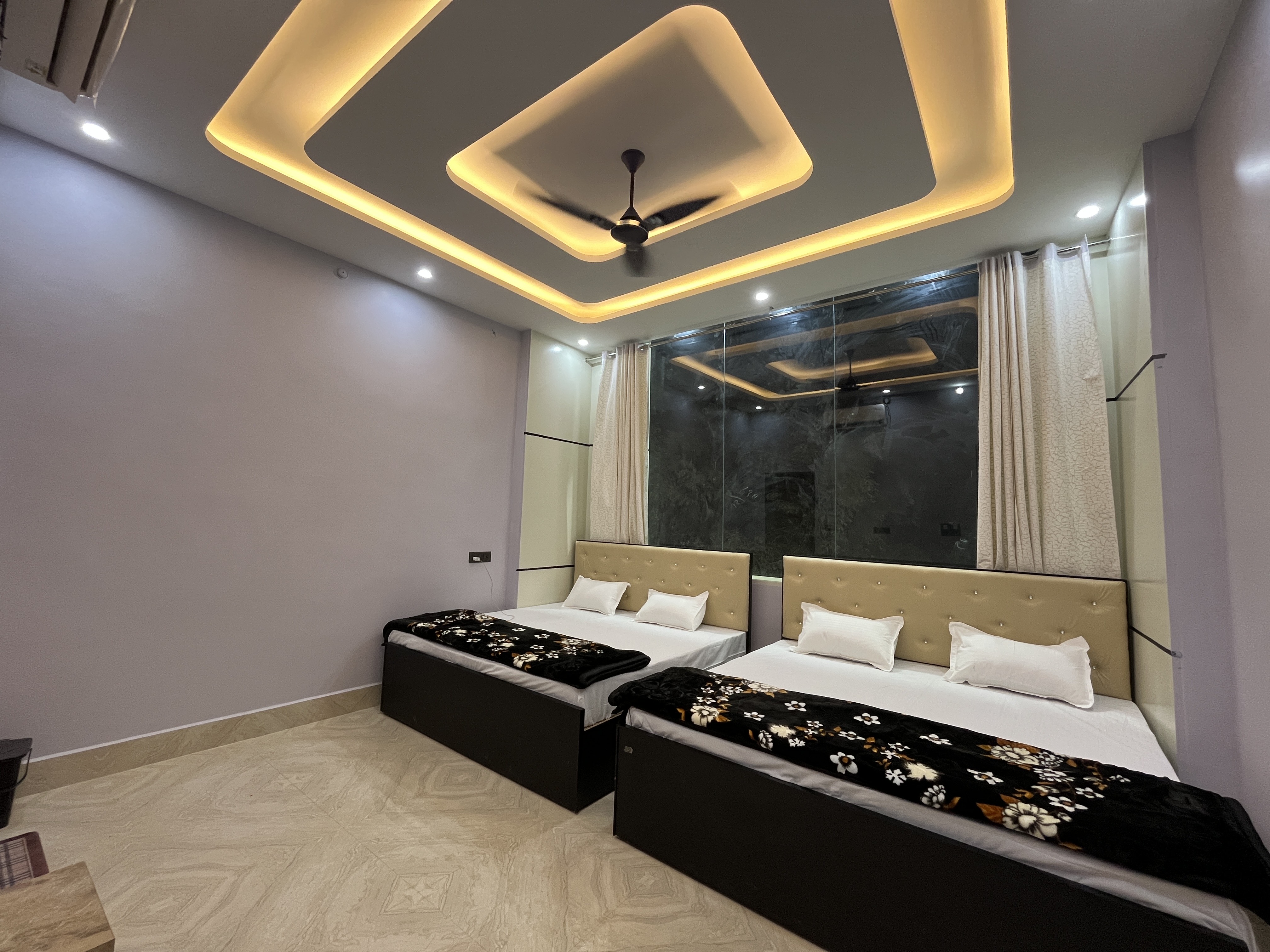 Hotel S.K Atithi Bhawan Misrikh - Reviews, Photos & Offer