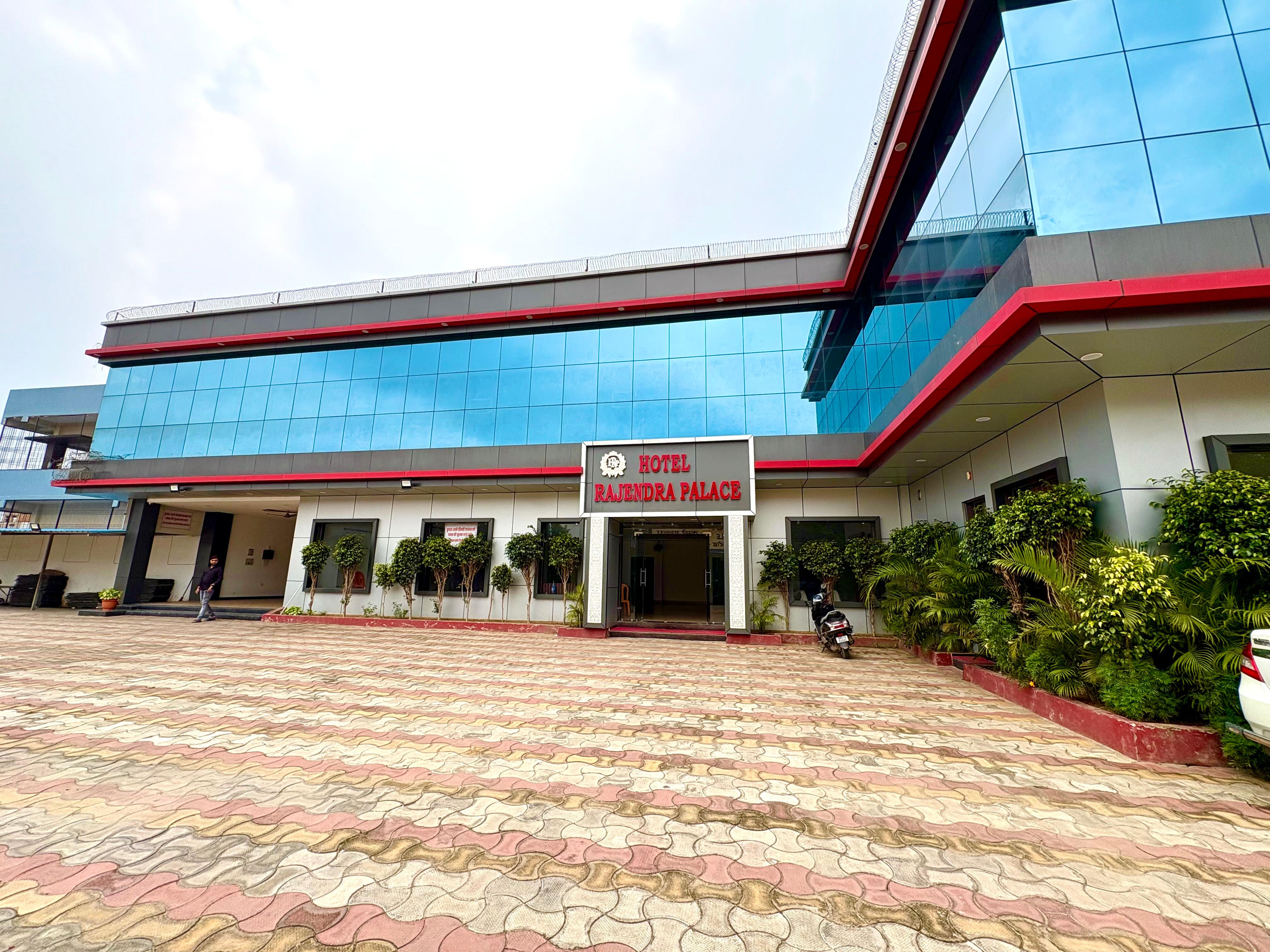 HOTEL RAJENDRA PALACE Basti - Reviews, Photos & Offer