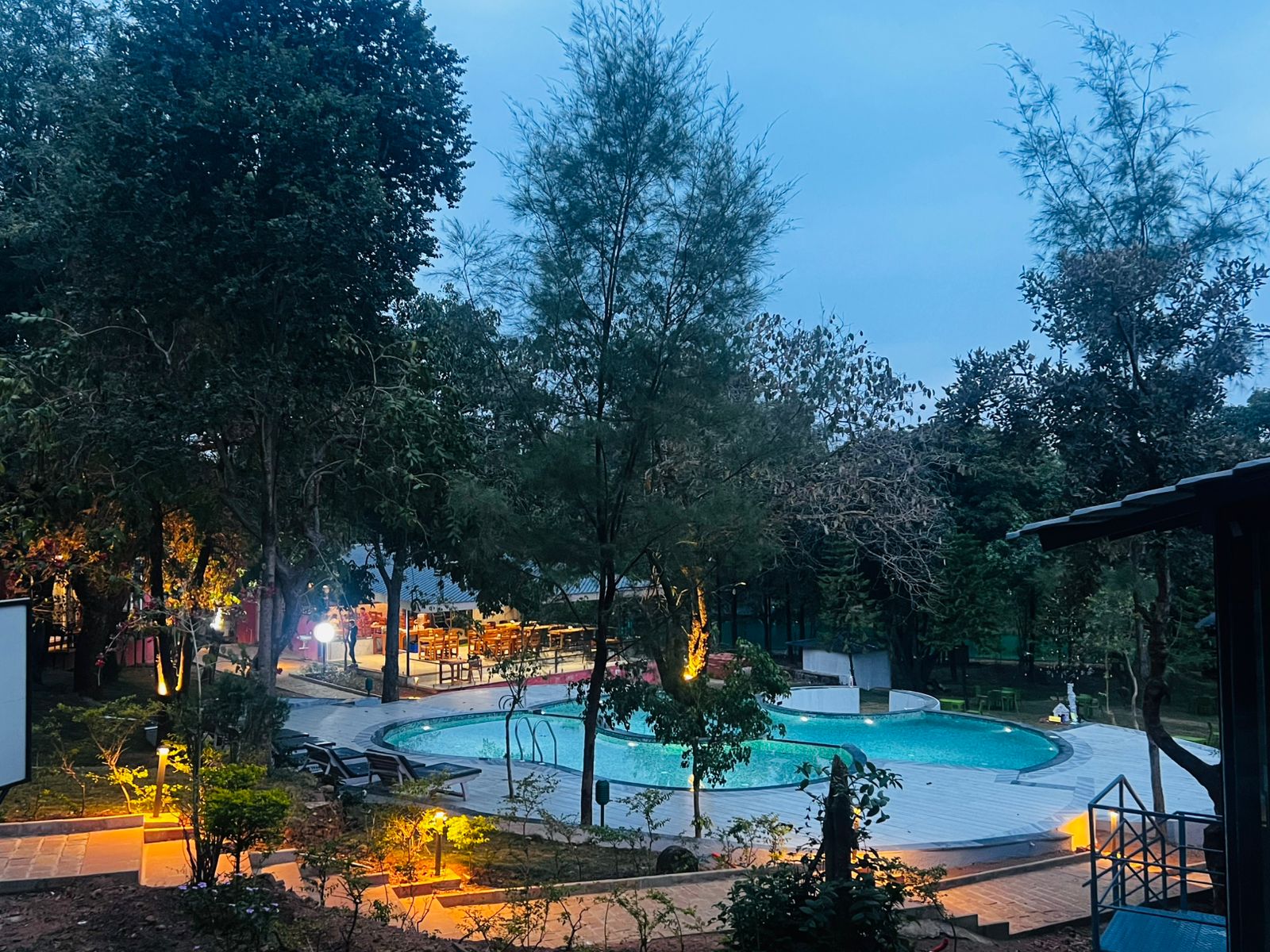 Citrus Prime Hill Queen Resort 𝗕𝗢𝗢𝗞 Pachmarhi Resort