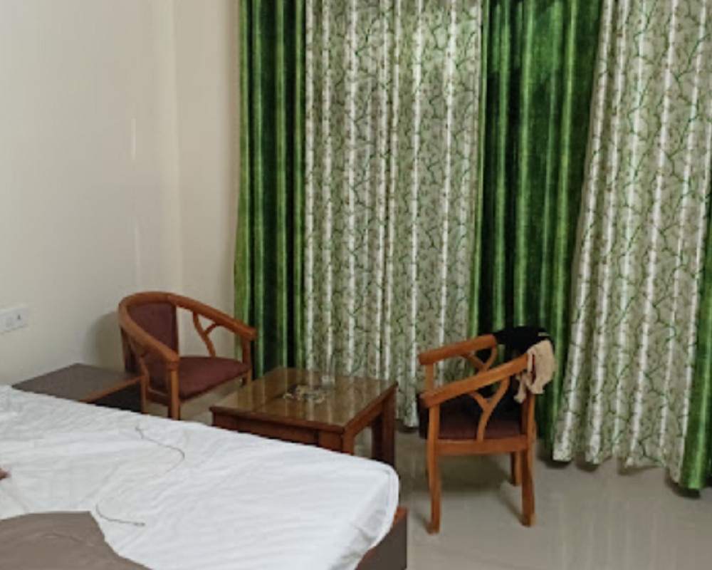 SS homes and Cottage 𝗕𝗢𝗢𝗞 Shimla Cottage