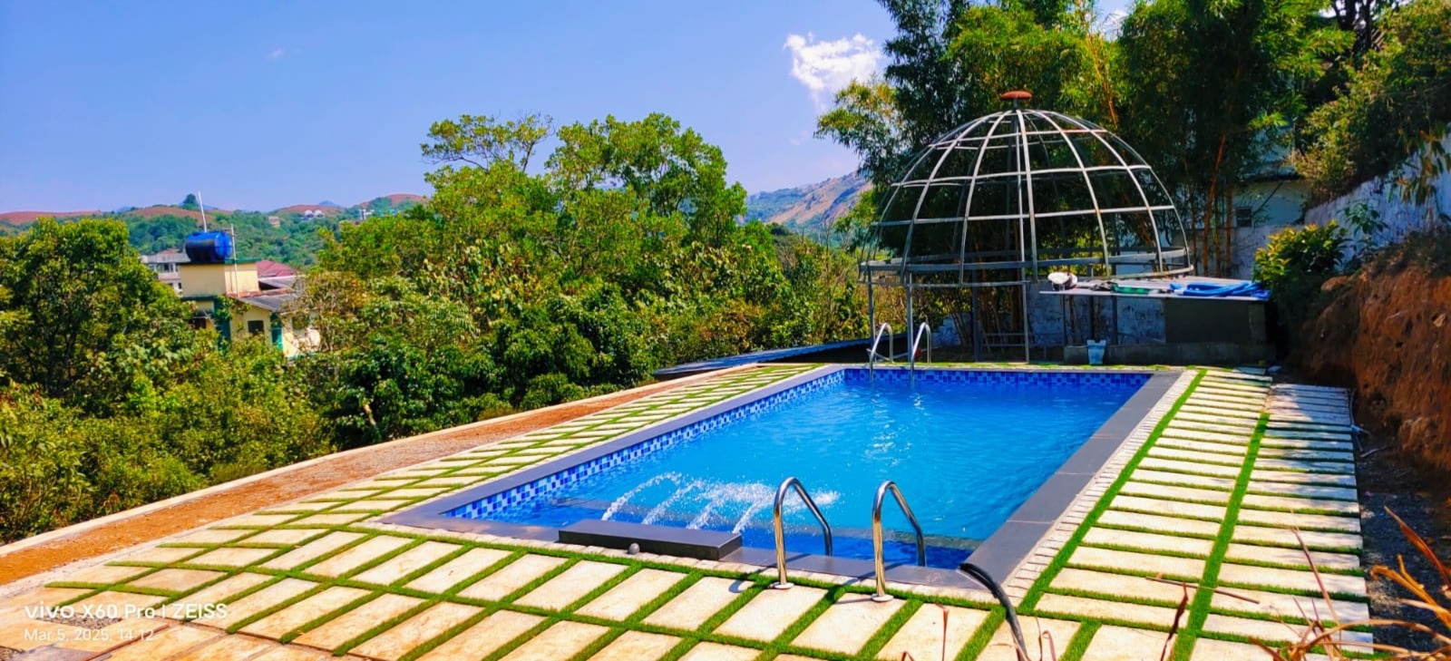 Executive Sharon pool villa 𝗕𝗢𝗢𝗞 Vagamon Villa