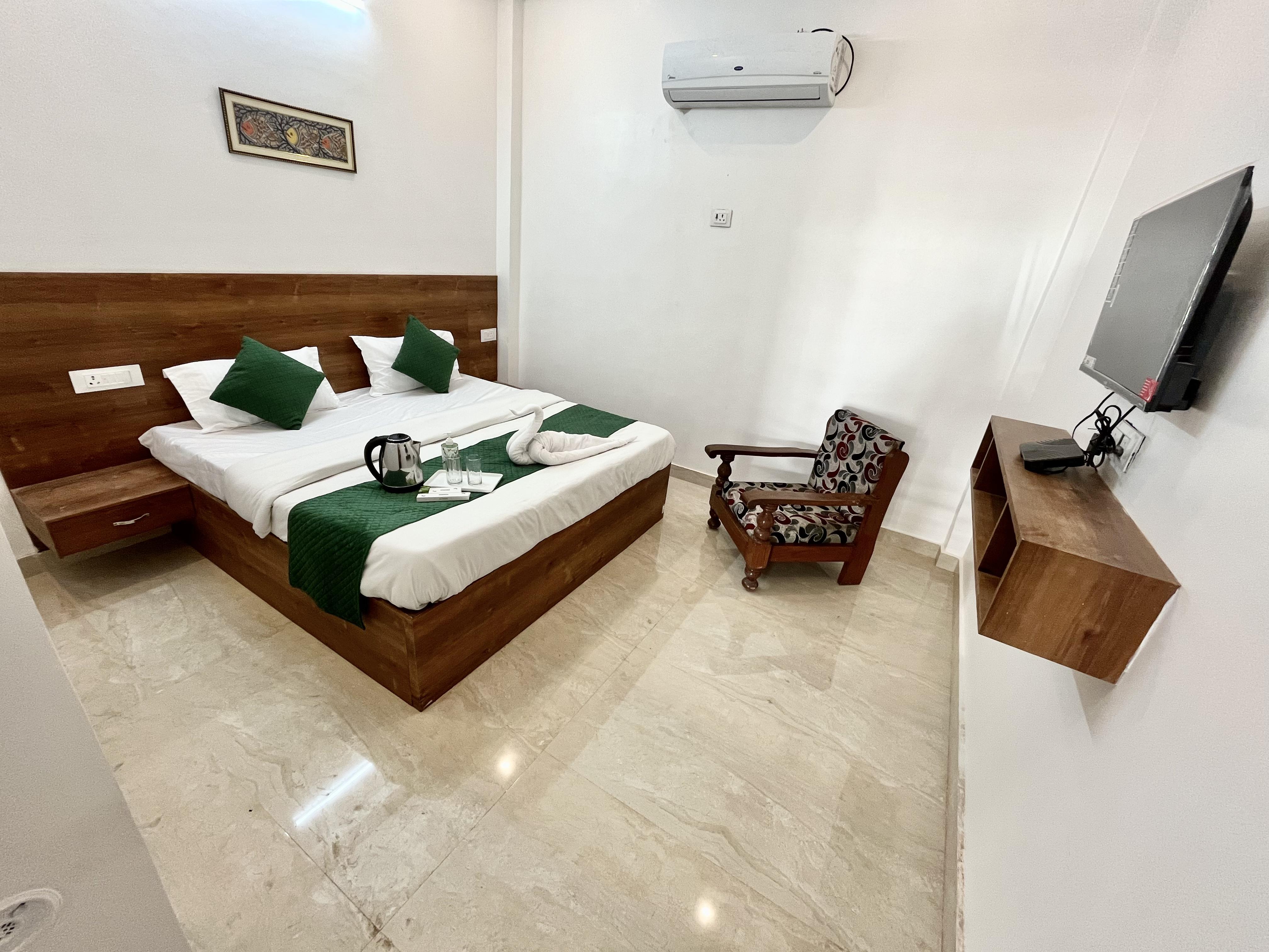 Reviews of Raghuvar Residancy Ayodhya - Homestay in Ayodhya