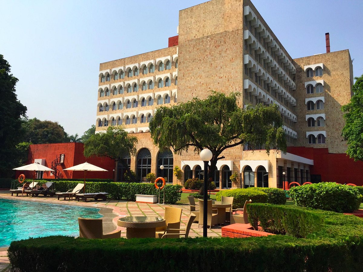 Taj Ganges, Varanasi Hotel Varanasi - Reviews, Photos & Offer