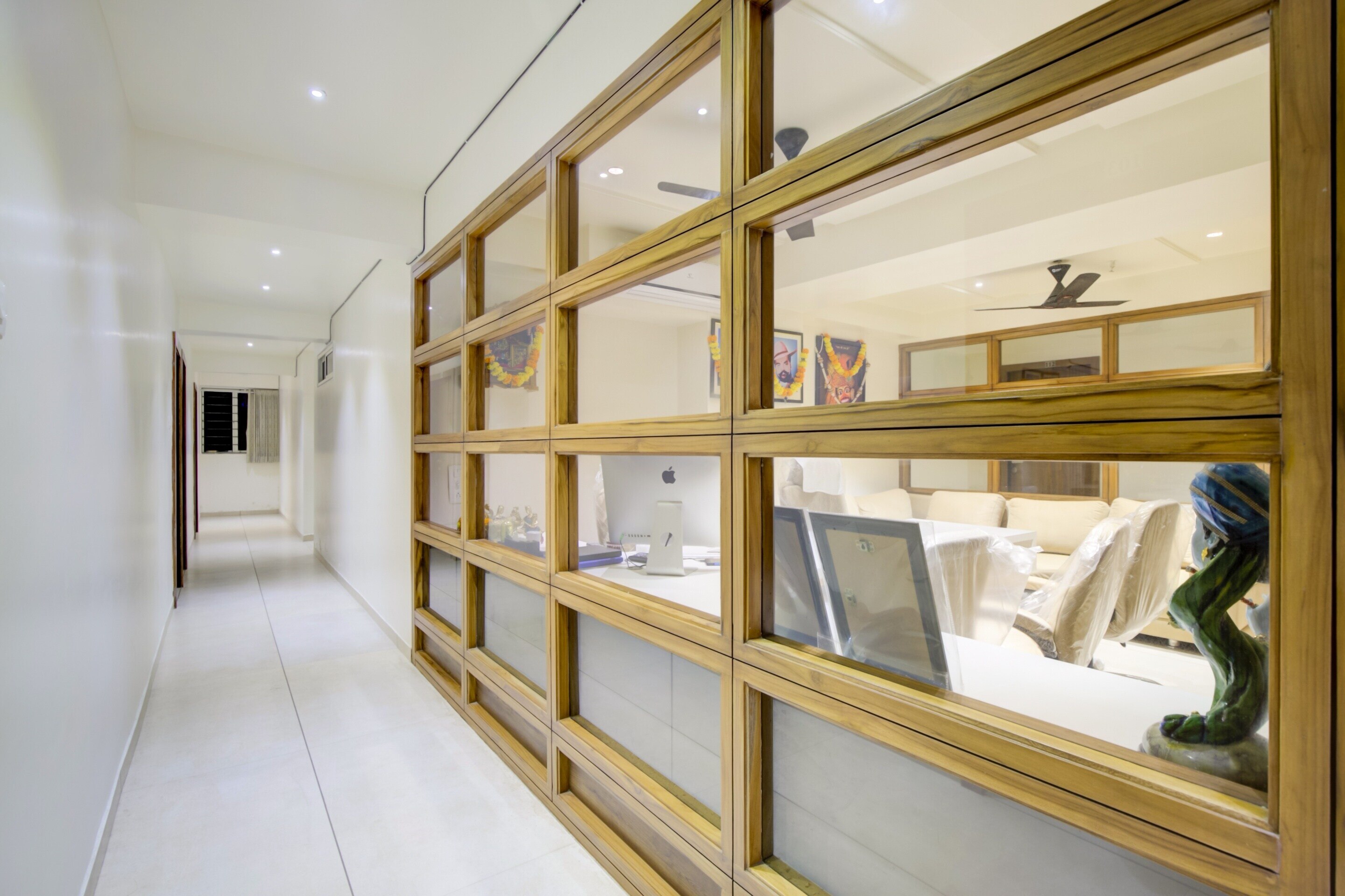 Super Hotel O Bharosa Inn Ahmedabad - Reviews, Photos & Offer