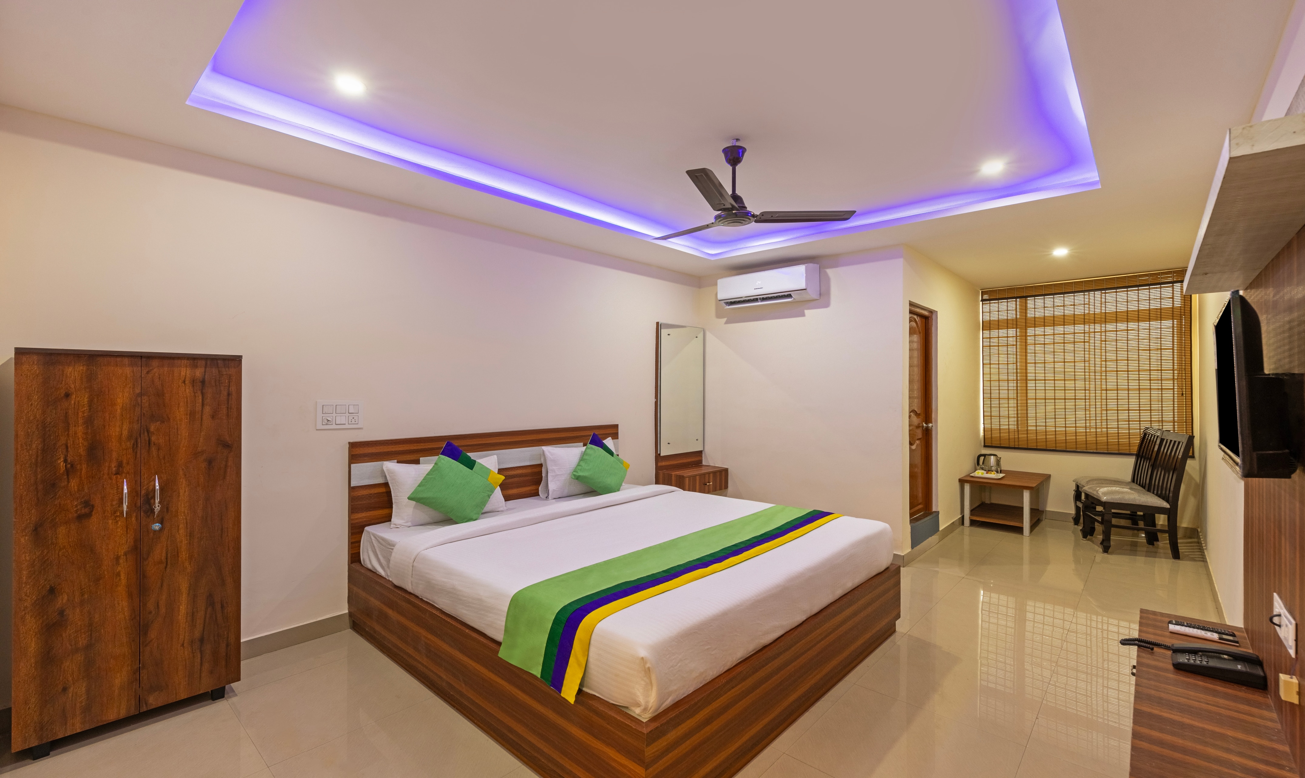 Treebo Nandi Comforts, Peenya 𝗕𝗢𝗢𝗞 Bangalore Hotel