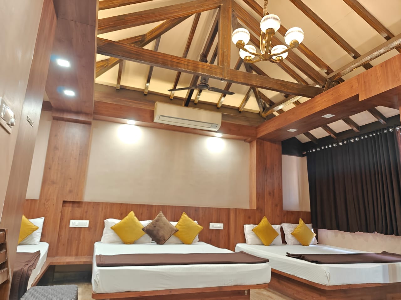 Prime Residency 𝗕𝗢𝗢𝗞 Kolhapur Hotel