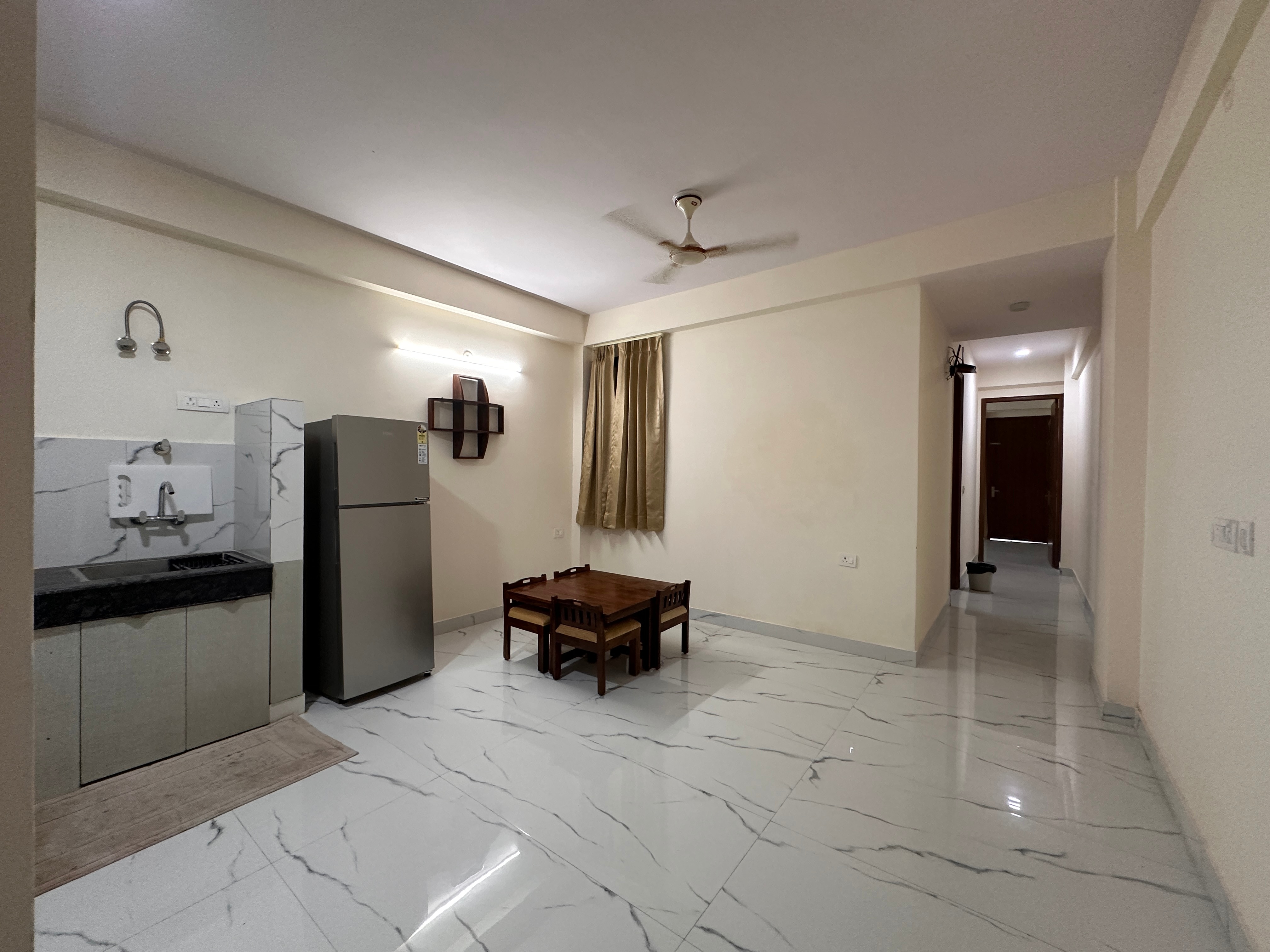 The Raveesh E20 | 2BHK Apartment 𝗕𝗢𝗢𝗞 Delhi Apartment
