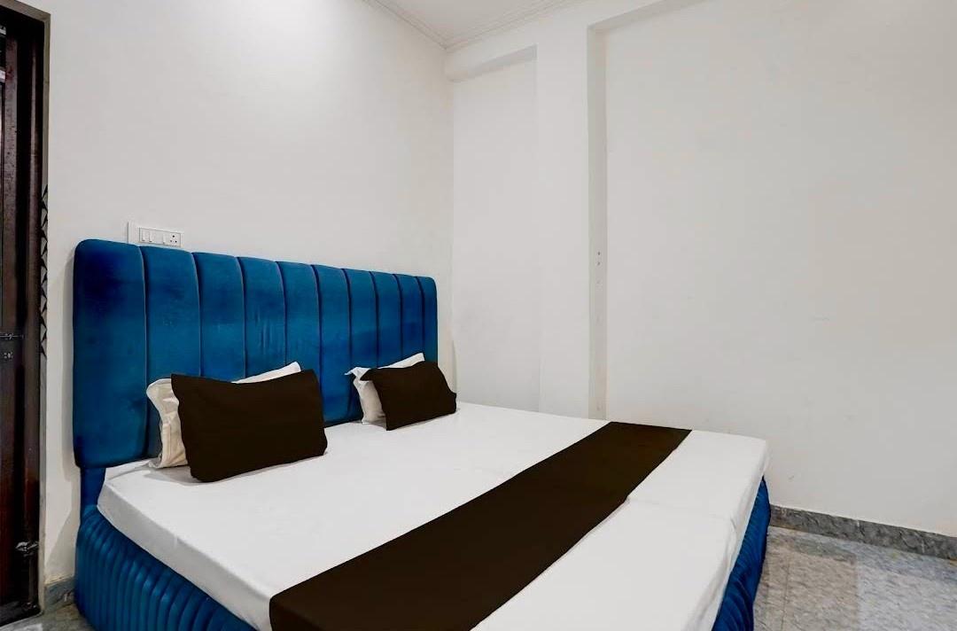 Address of Radhe krishna palace - Homestay in Varanasi