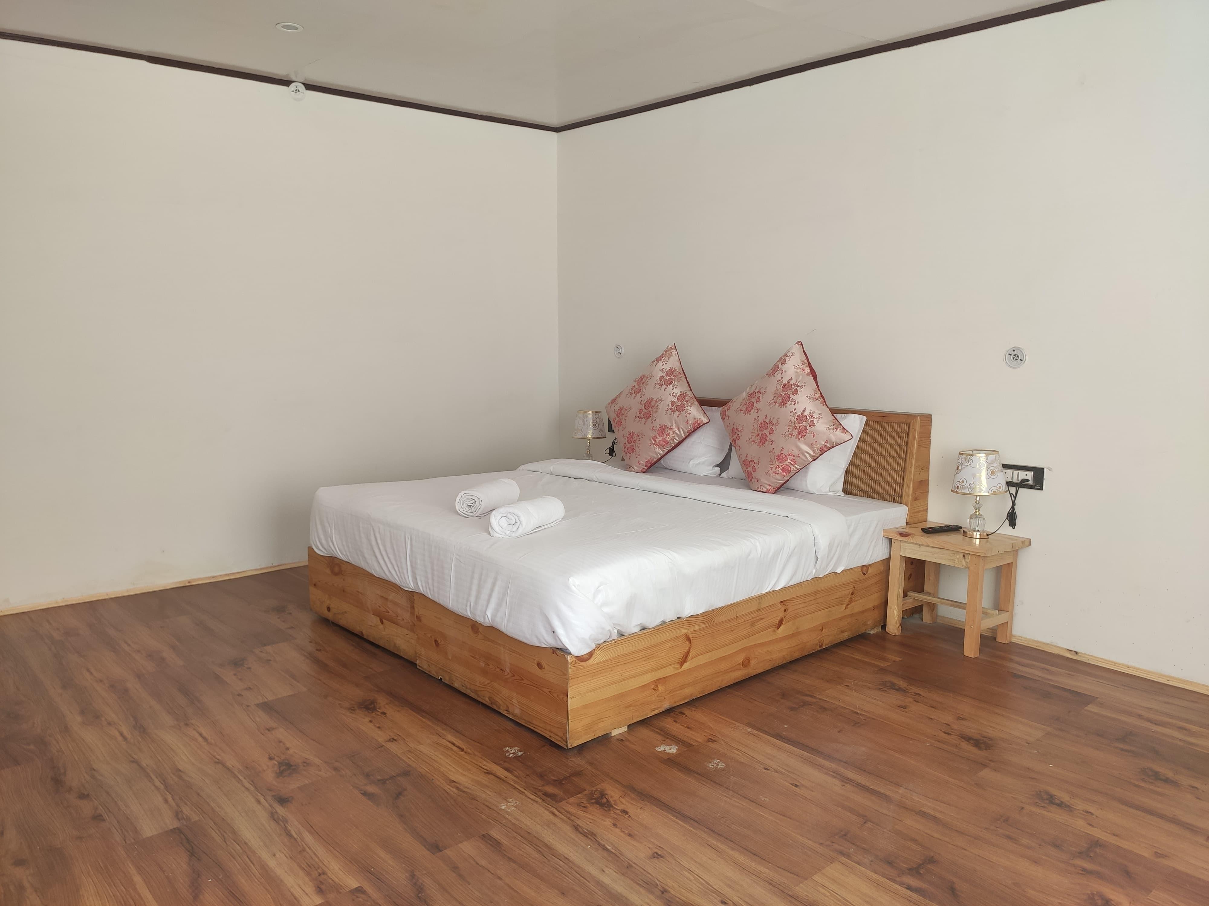Ree Resort Hunder 𝗕𝗢𝗢𝗞 Nubra Valley Resort