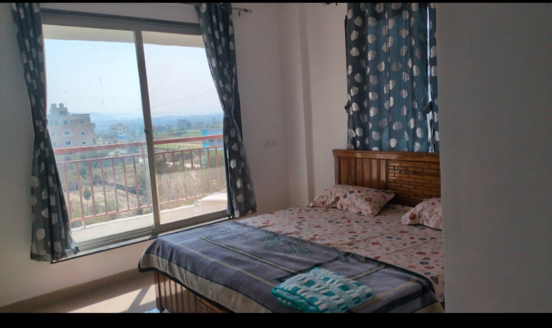 Luxurious 3 BHK apart for 8 to 15 ppl 8k party 𝗕𝗢𝗢𝗞 Pune Homestay