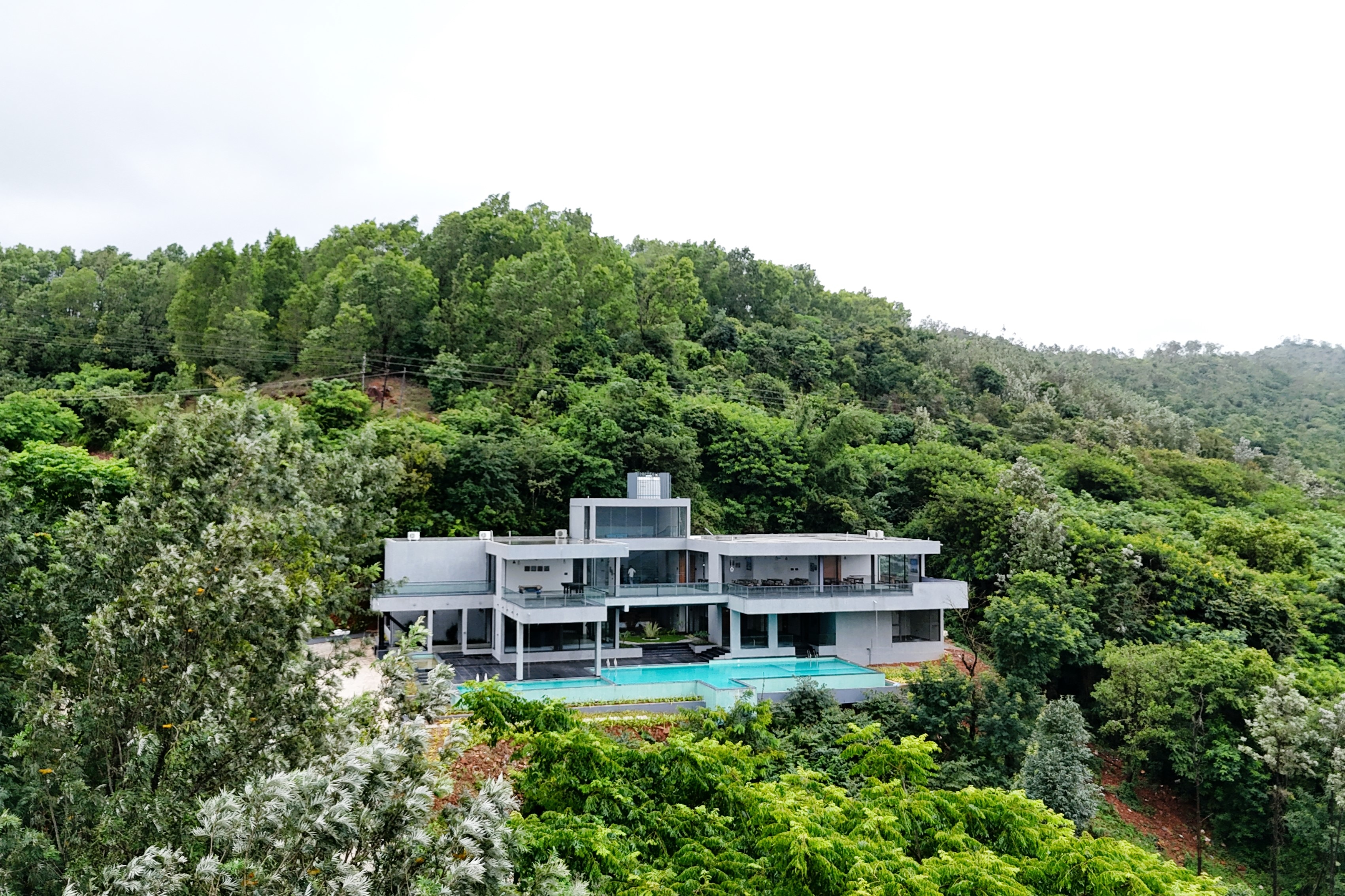 Sila Secret Mirage 𝗕𝗢𝗢𝗞 Chikmagalur Hotel