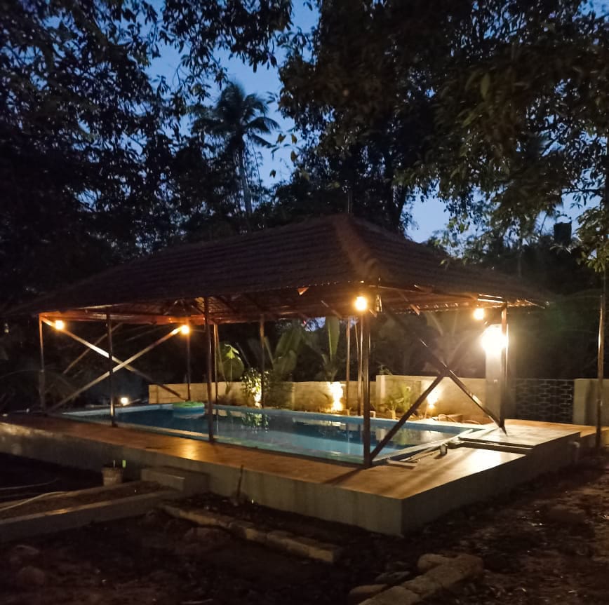 Mace-Valley Swimming Pool Cottage 𝗕𝗢𝗢𝗞 Cochin Cottage