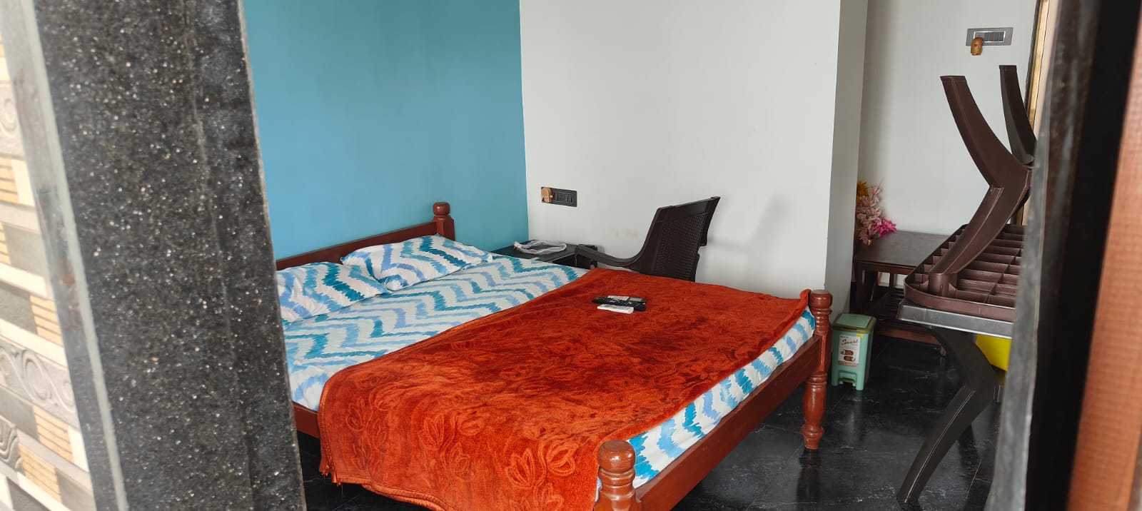 ABBA'S OCEAN VIEW 𝗕𝗢𝗢𝗞 Vengurla Guest House