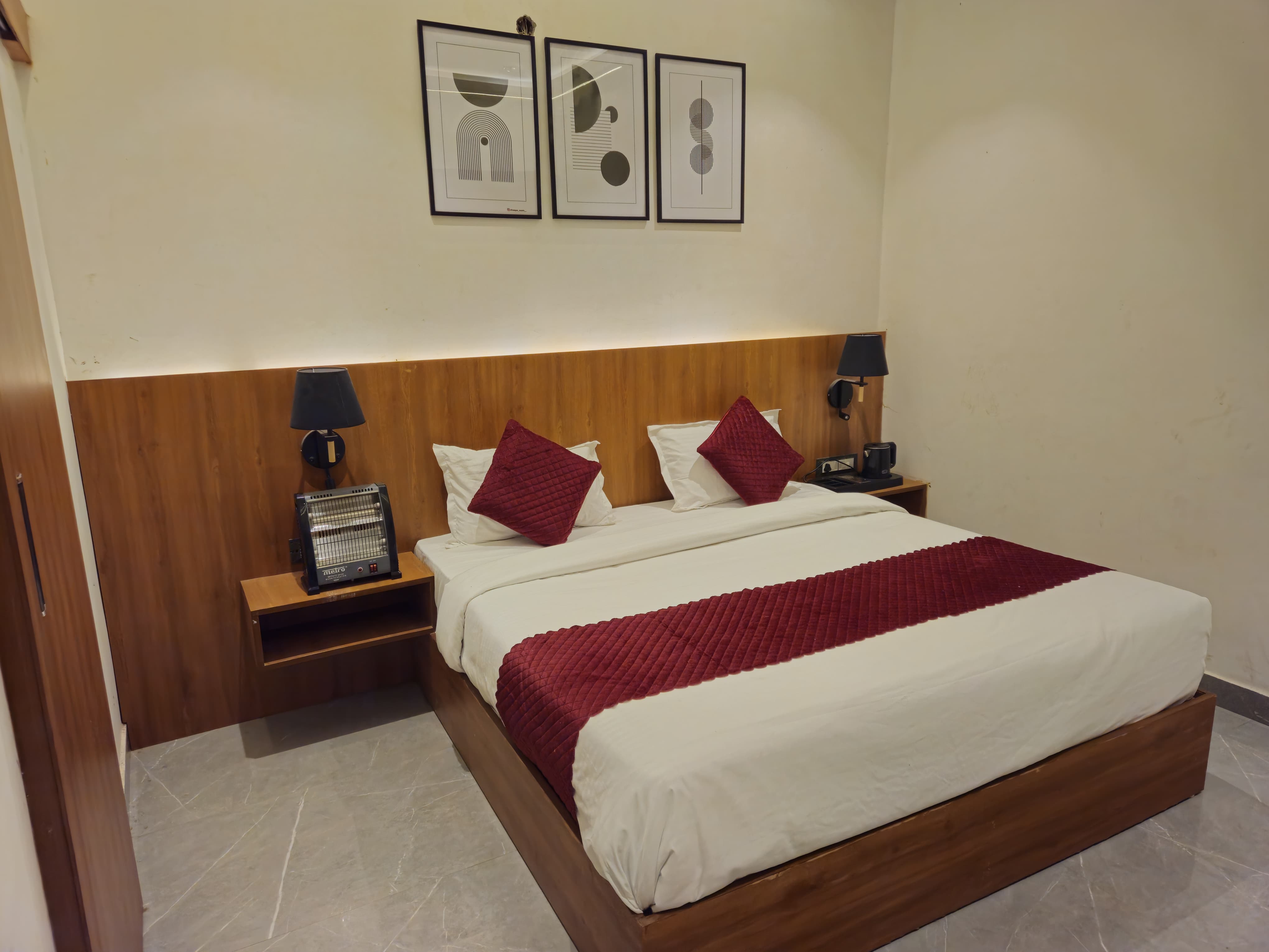 The Royal Orchid Hotel Aligarh - Reviews, Photos & Offer